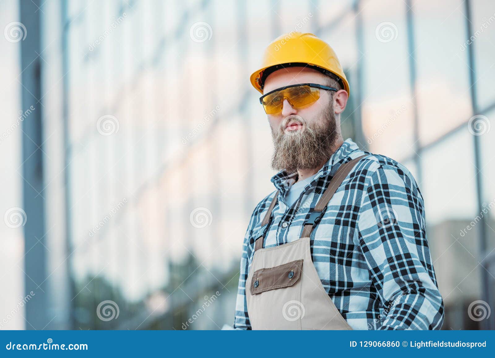 Selective Focus of Construction Worker in Protective Googles and ...