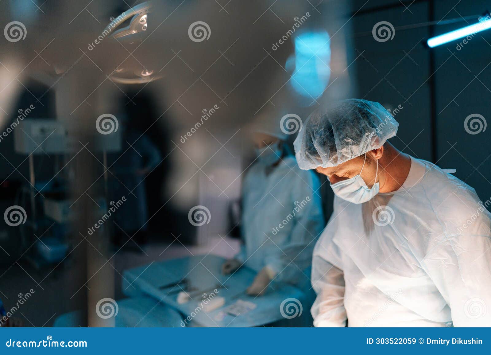 Selective Focus of Cooperating Team of Surgeons Processing Surgical ...