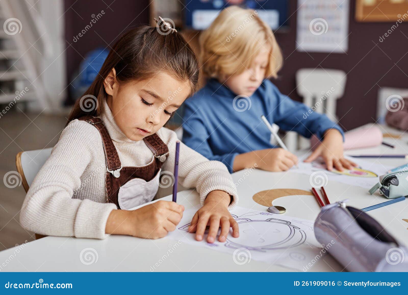 Selective Focus on Diligent Pretty Learner of Primary School Drawing on ...