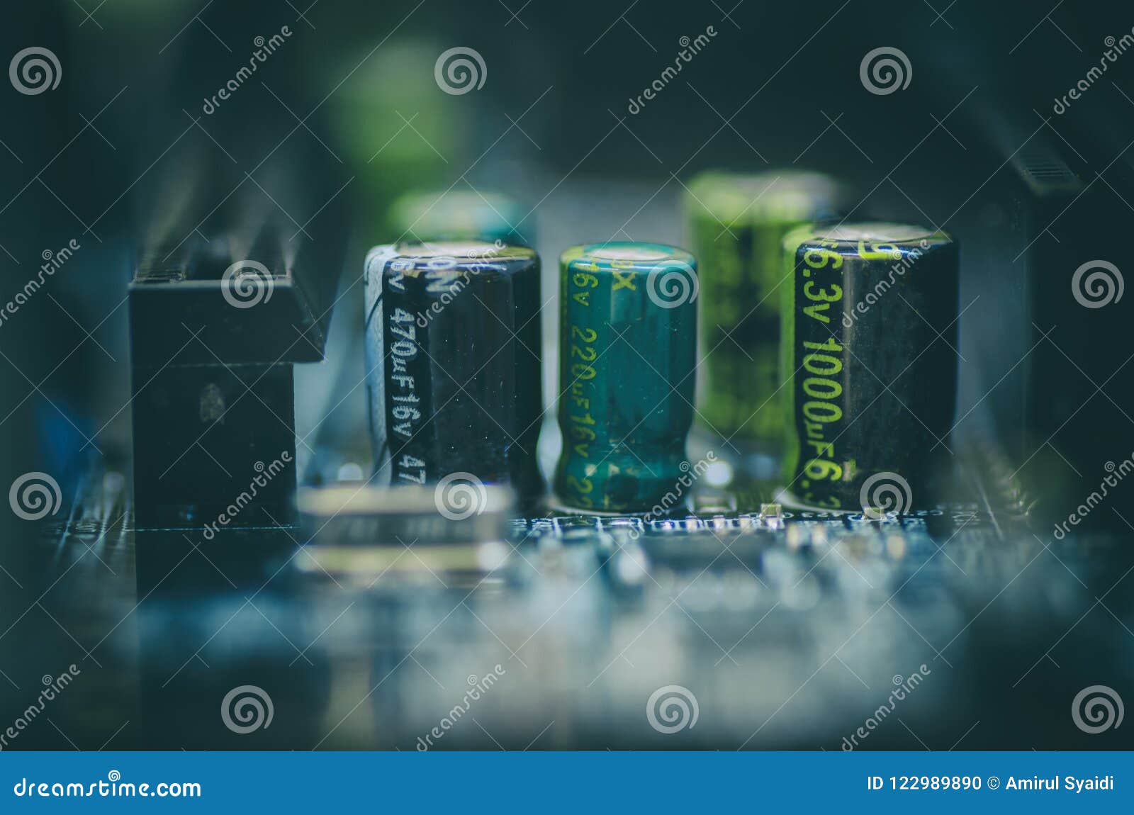 Selective Focus Effect and Macro View of the Group of Electronic Stock ...