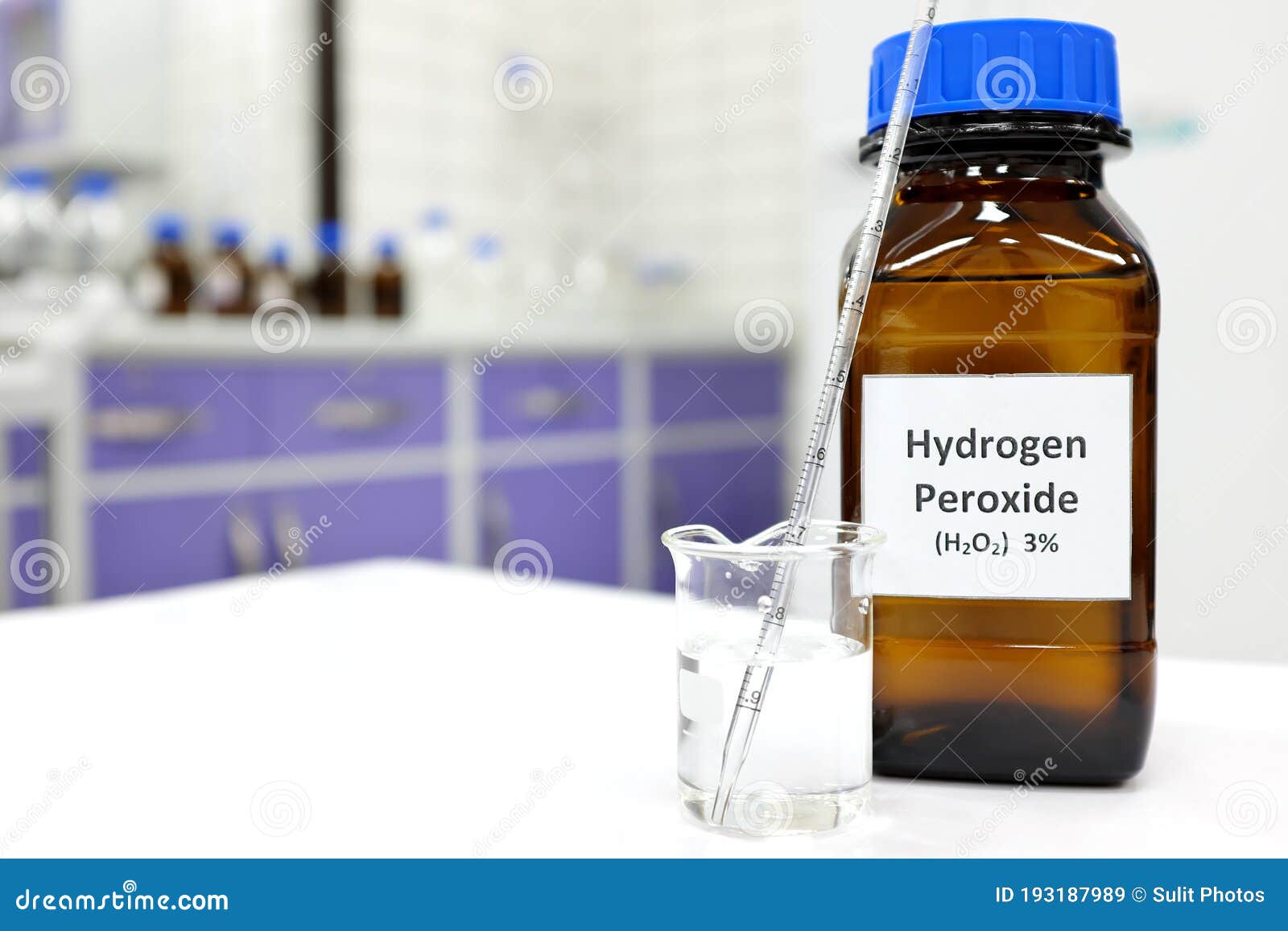 Selective Focus of Hydrogen Peroxide Solution in Brown Amber Bottle ...