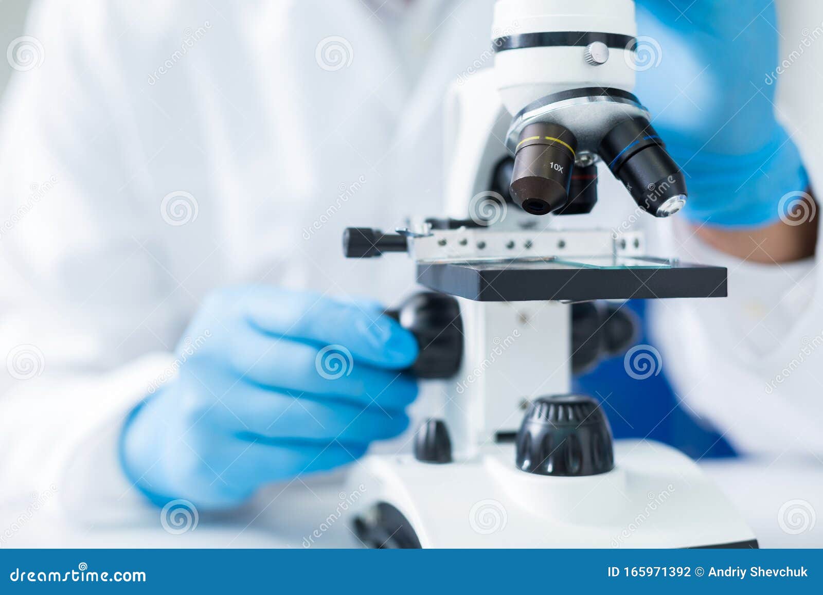 Selective Focus of Microscope Lens Stock Photo - Image of labcoat ...