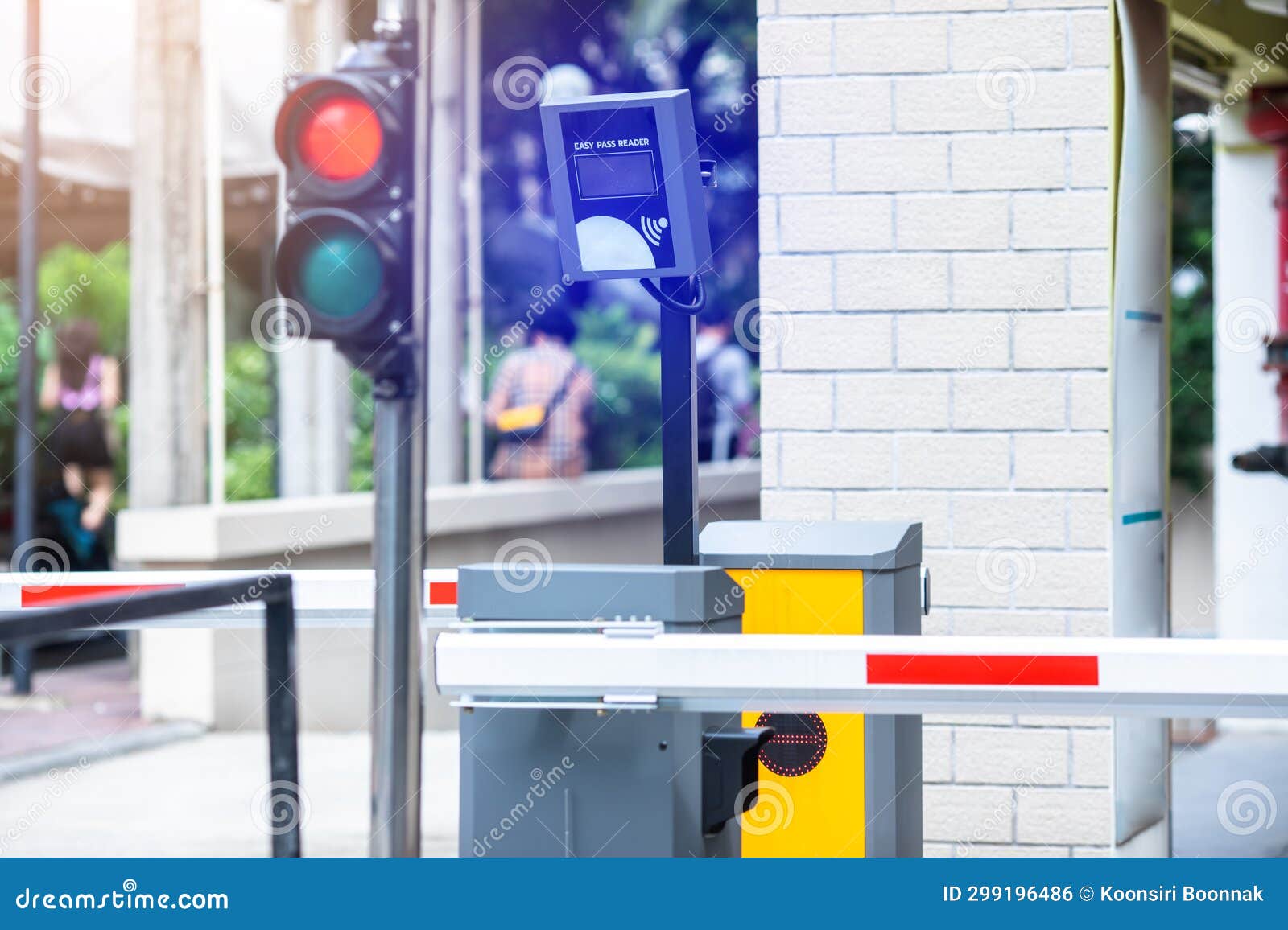 Selective Focus To RFID Reader of Automatic Barrier Gate System ...