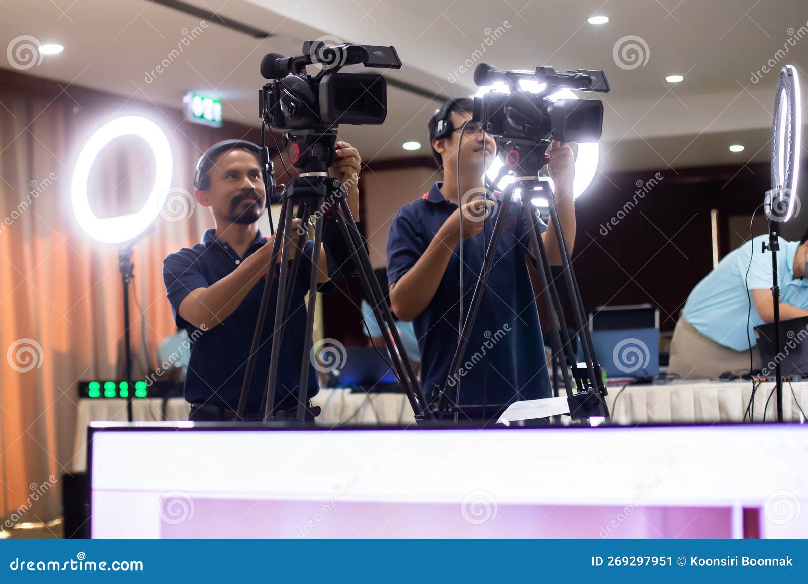 Selective Focus To VDO Camera with Blurry Cameraman Working with Blurry ...