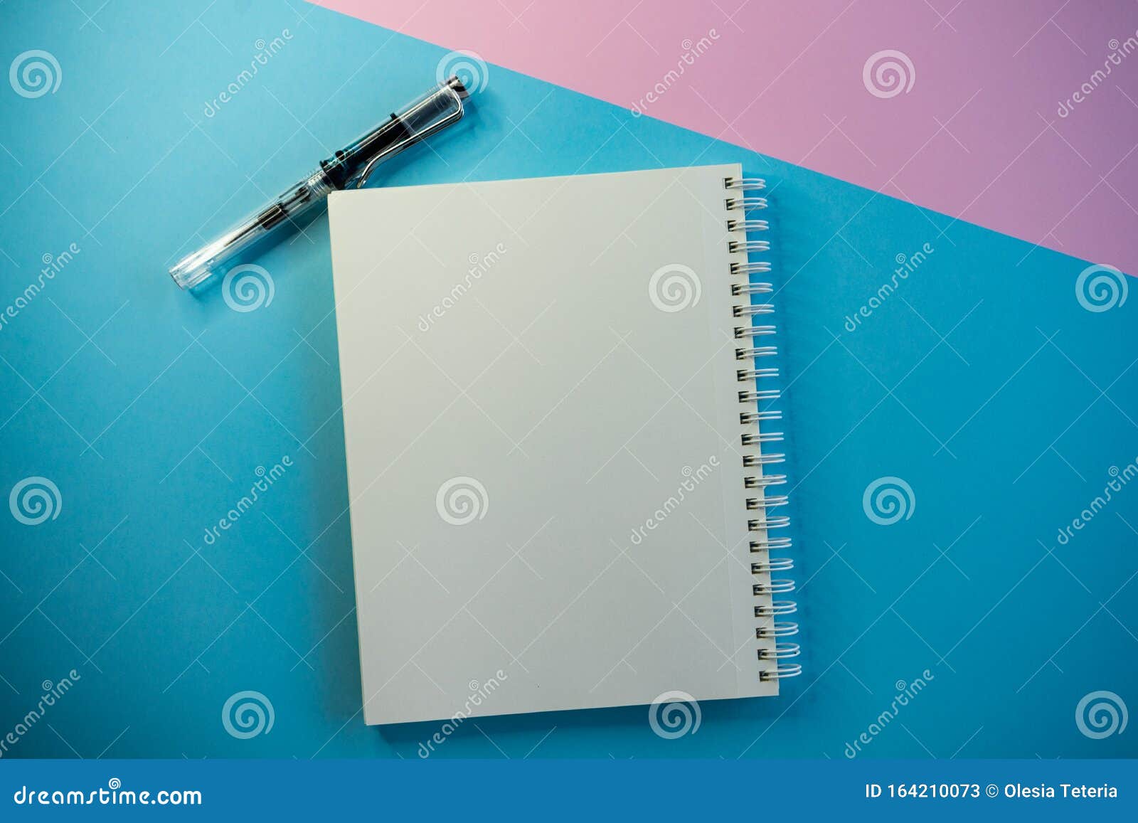 Selective Focus, White Blank Notepad Under Copyspace, on Colored ...