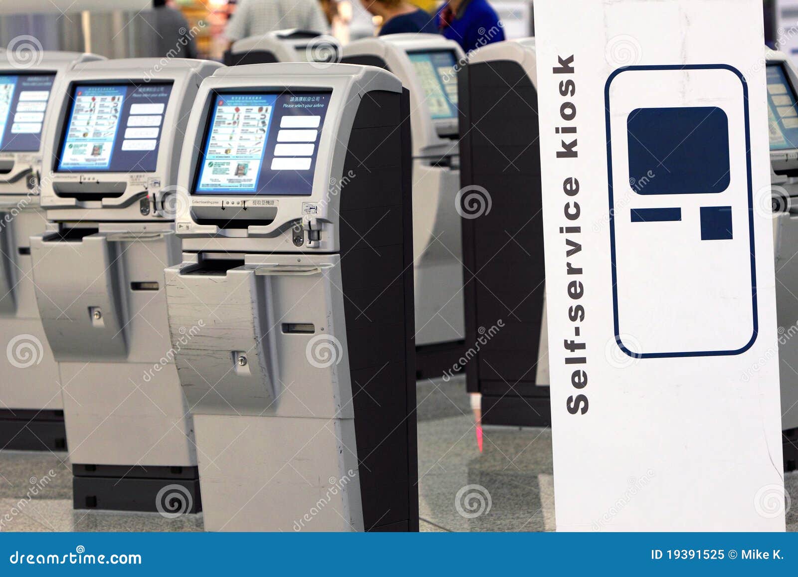 Self Check-in Machine editorial image. Image of airline - 19391525