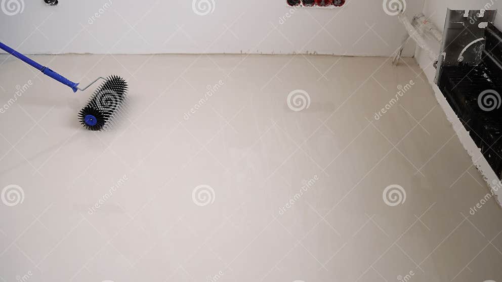 Self-leveling Epoxy with Needle Roller. Spiked Roller for Bulk Floor ...