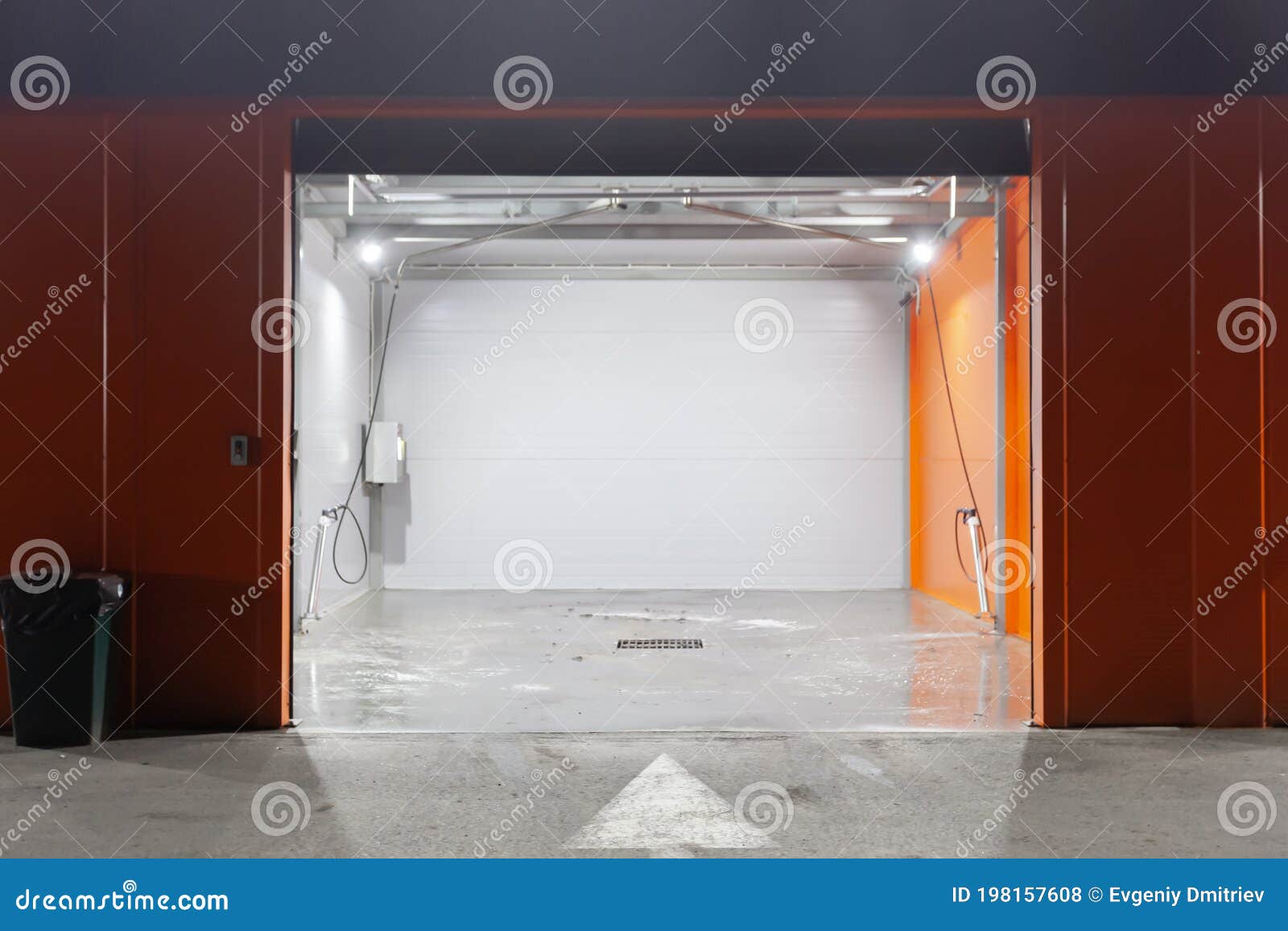 Self-service car wash box stock photo. Image of station - 198157608