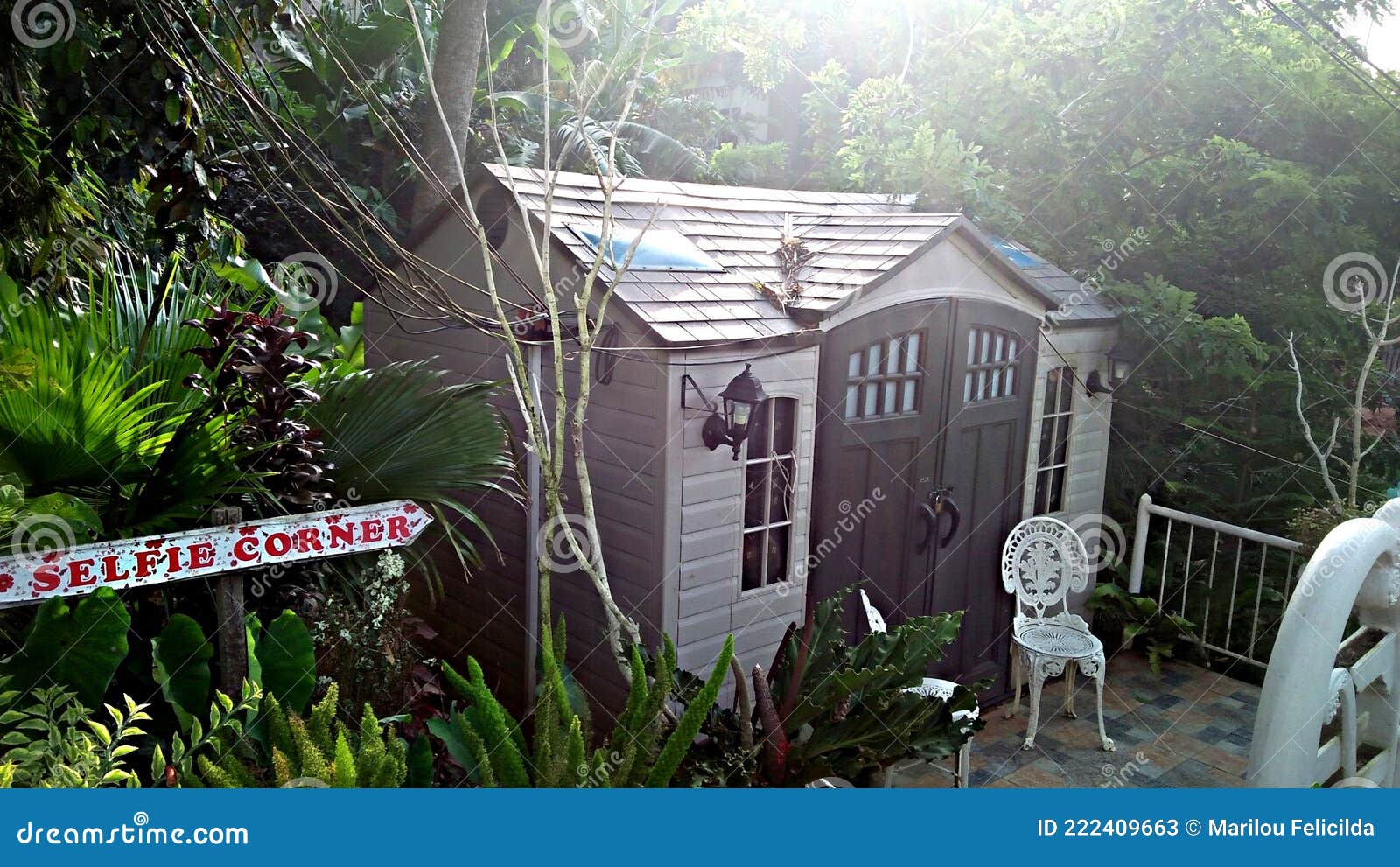 Selfie Corner stock image. Image of village, home, tree - 222409663