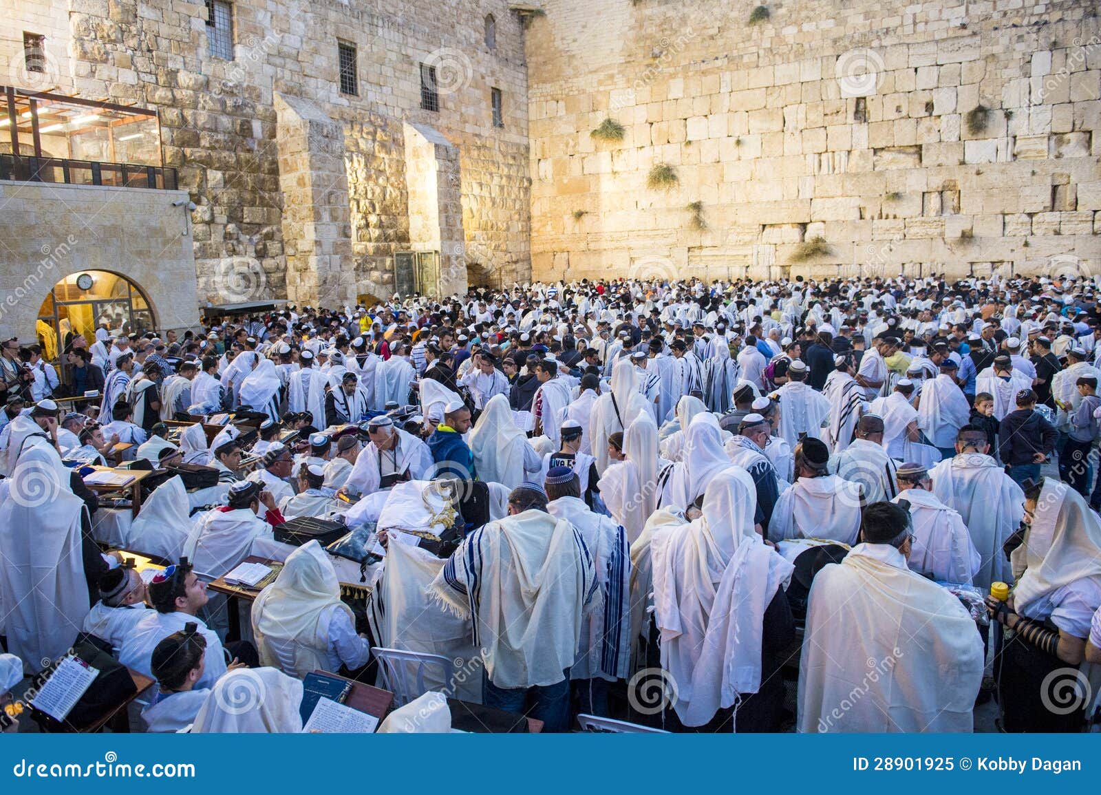 Selichot editorial image. Image of rabbi, torah, holy - 28901925