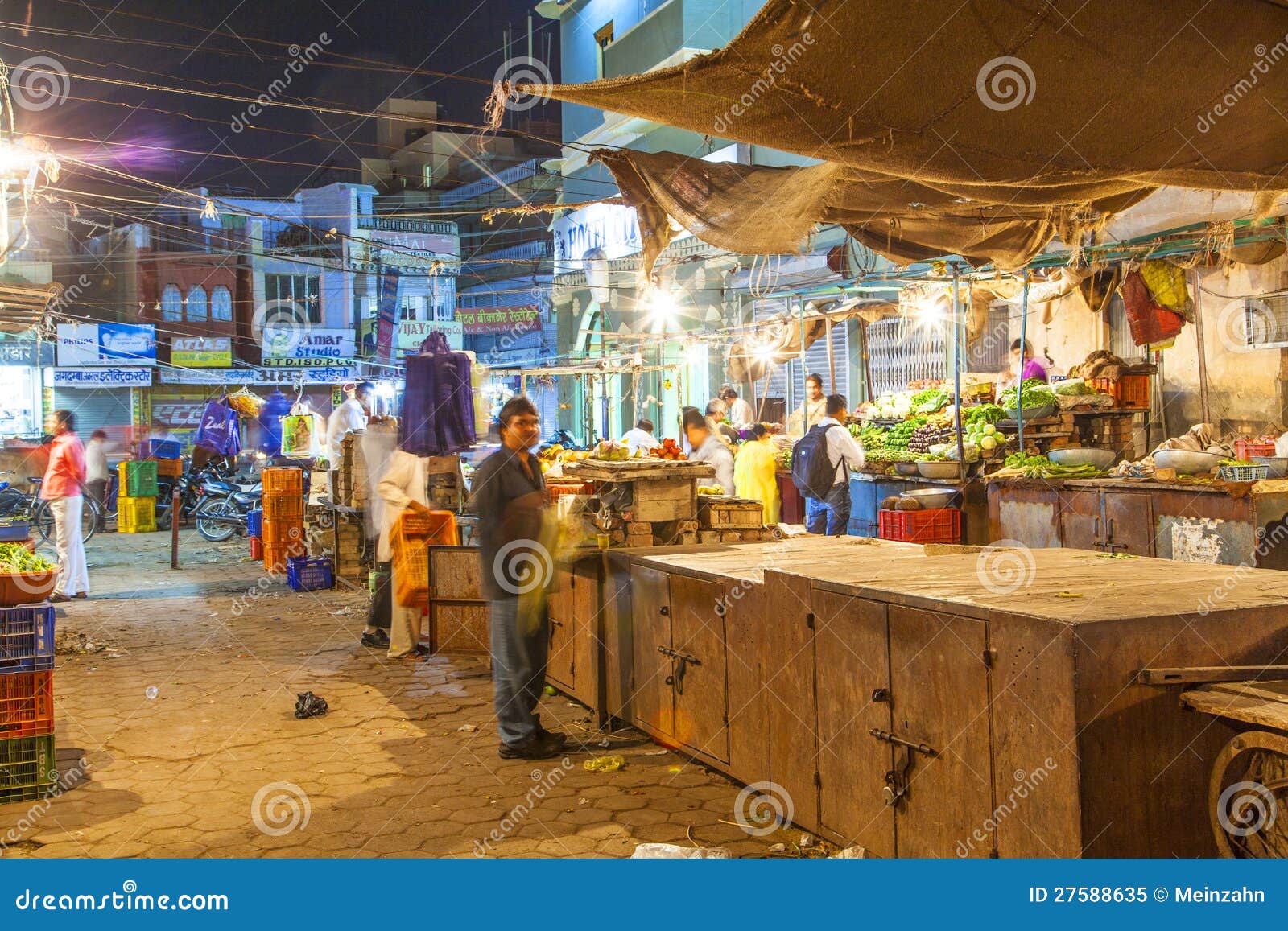 Seller at the Vegetable Night Market Editorial Image - Image of shop ...