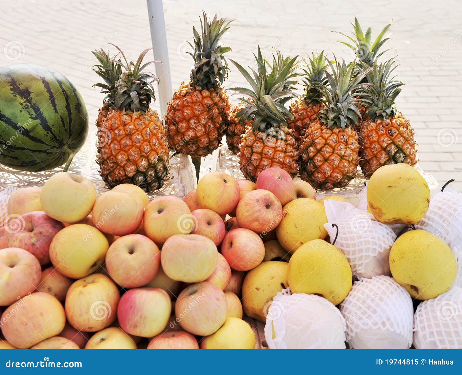 Selling fruit stock image. Image of peach, sell, plant - 19744815