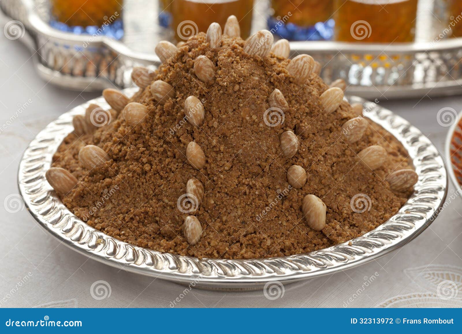 Sellou Marocain Traditionnel D'amande Photo stock - Image du ...