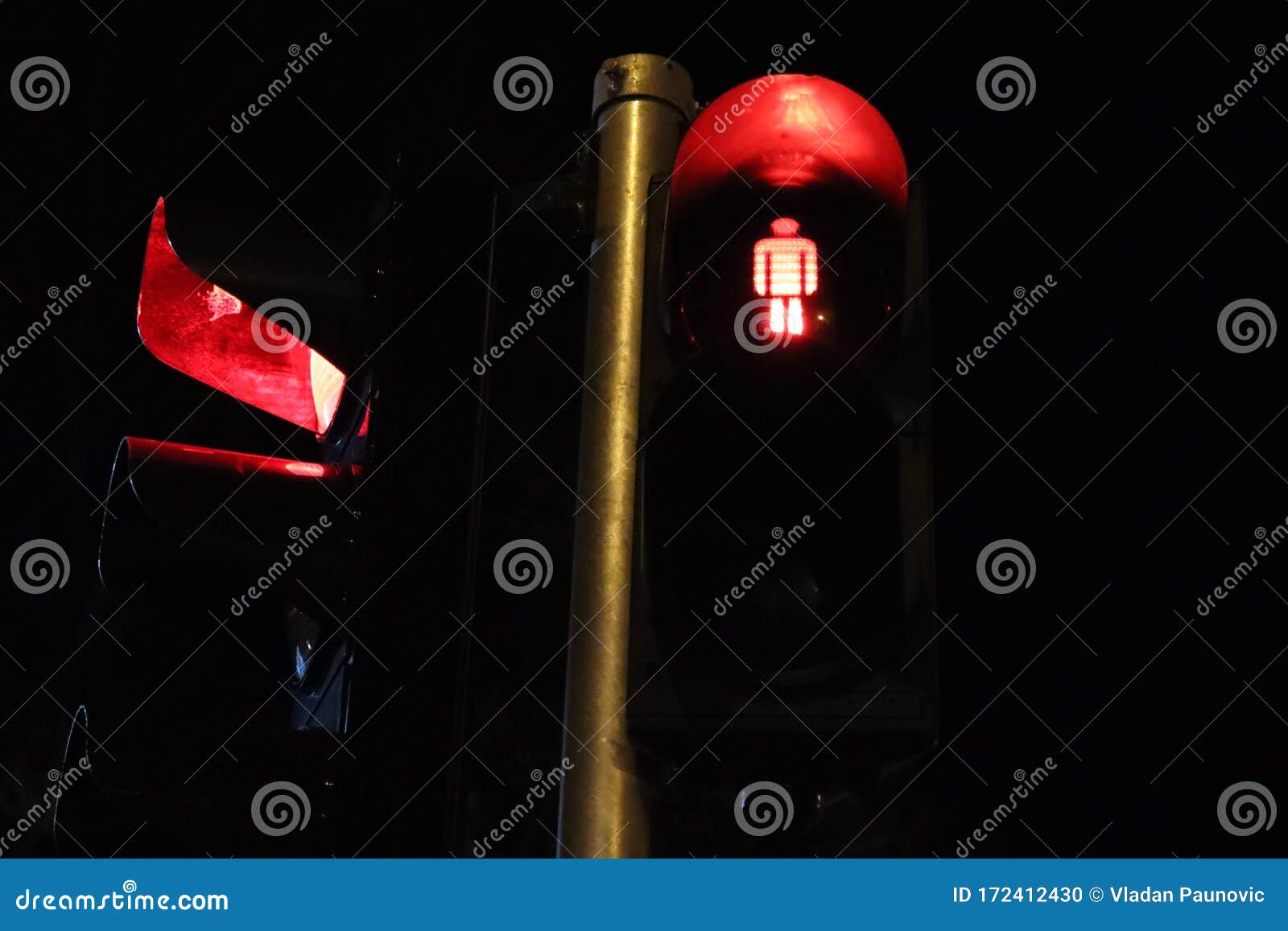 Semaphore Red Lights in the Night Stock Photo - Image of semaphore ...