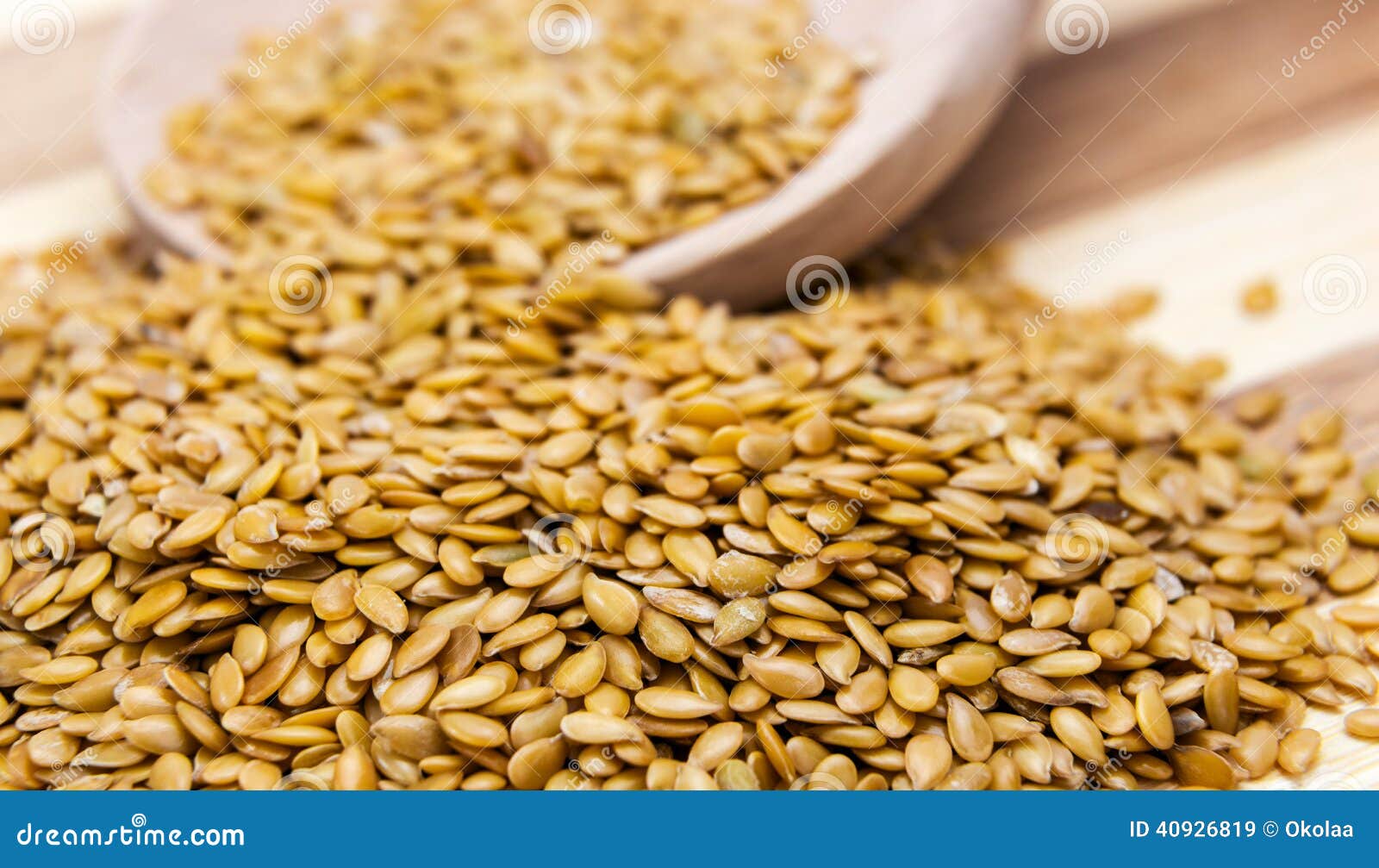 Semente de linho dourada imagem de stock. Imagem de macro - 40926819