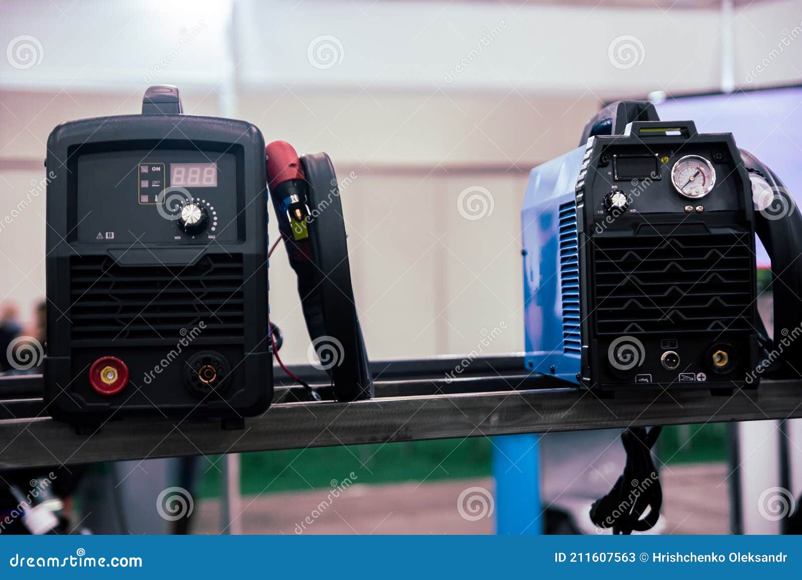 The Semi-automatic Welding Machine of Blue Color Costs on Production ...