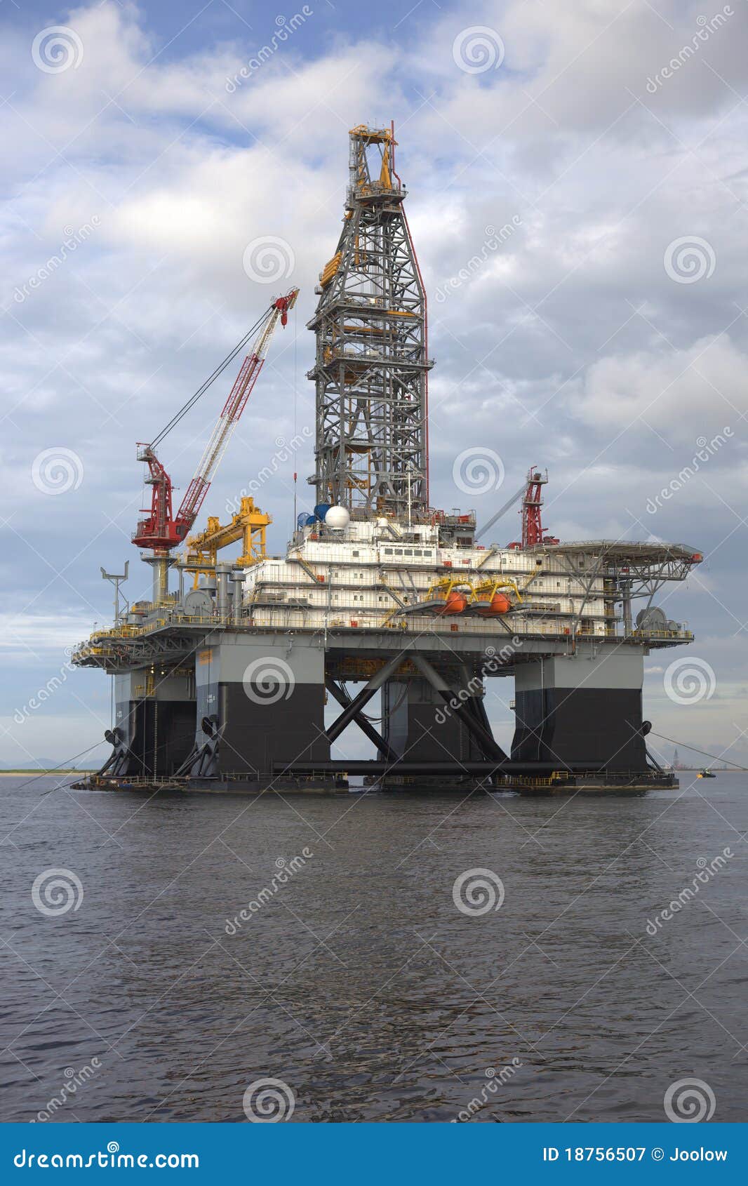 Semi Sub stock image. Image of e8506, e8505, dynamic - 18756507