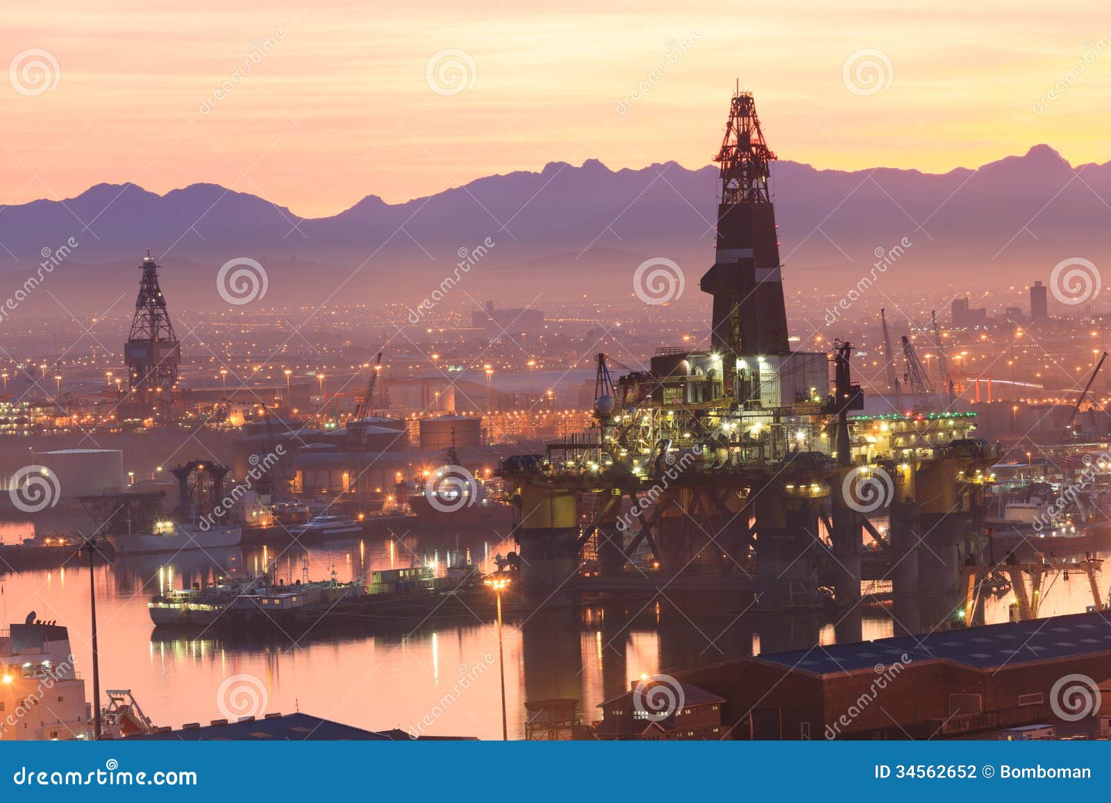 The Semi-submersible Drilling Rig Mooring Chain Secured Between Towing ...