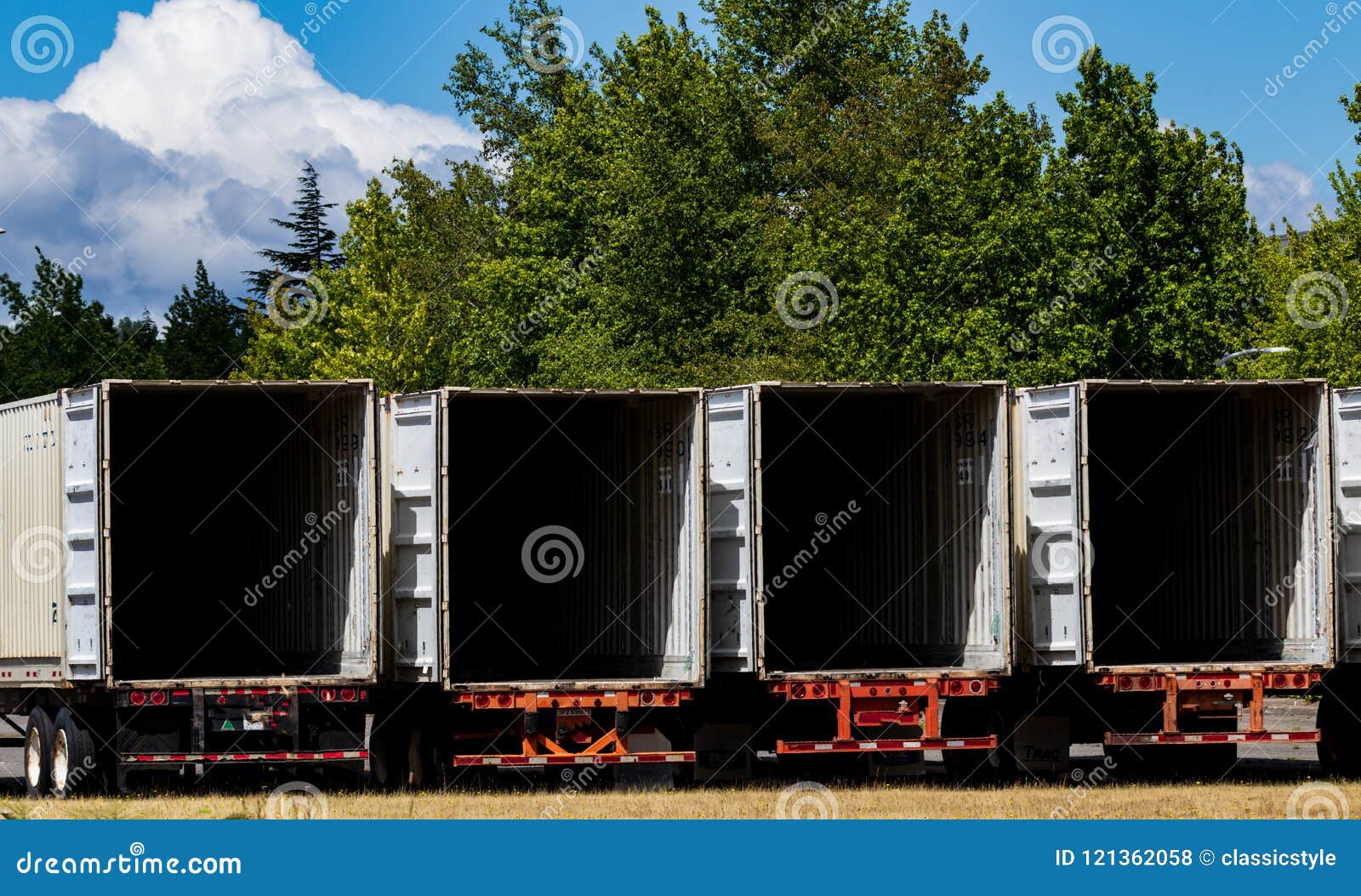 Tractor Trailers Royalty-Free Stock Photo | CartoonDealer.com #31115631