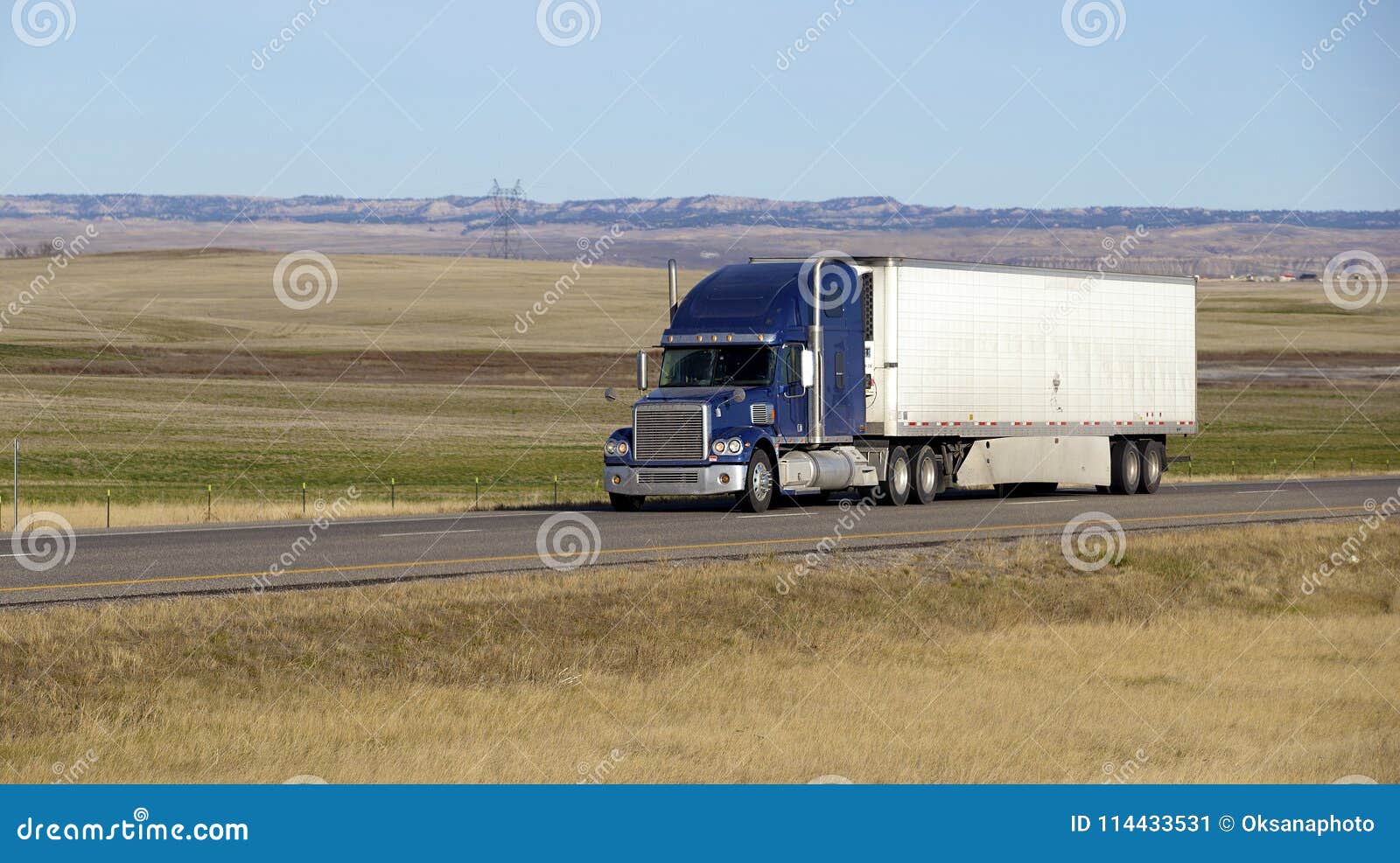 Semi truck with trailer editorial photo. Image of semi - 114433531