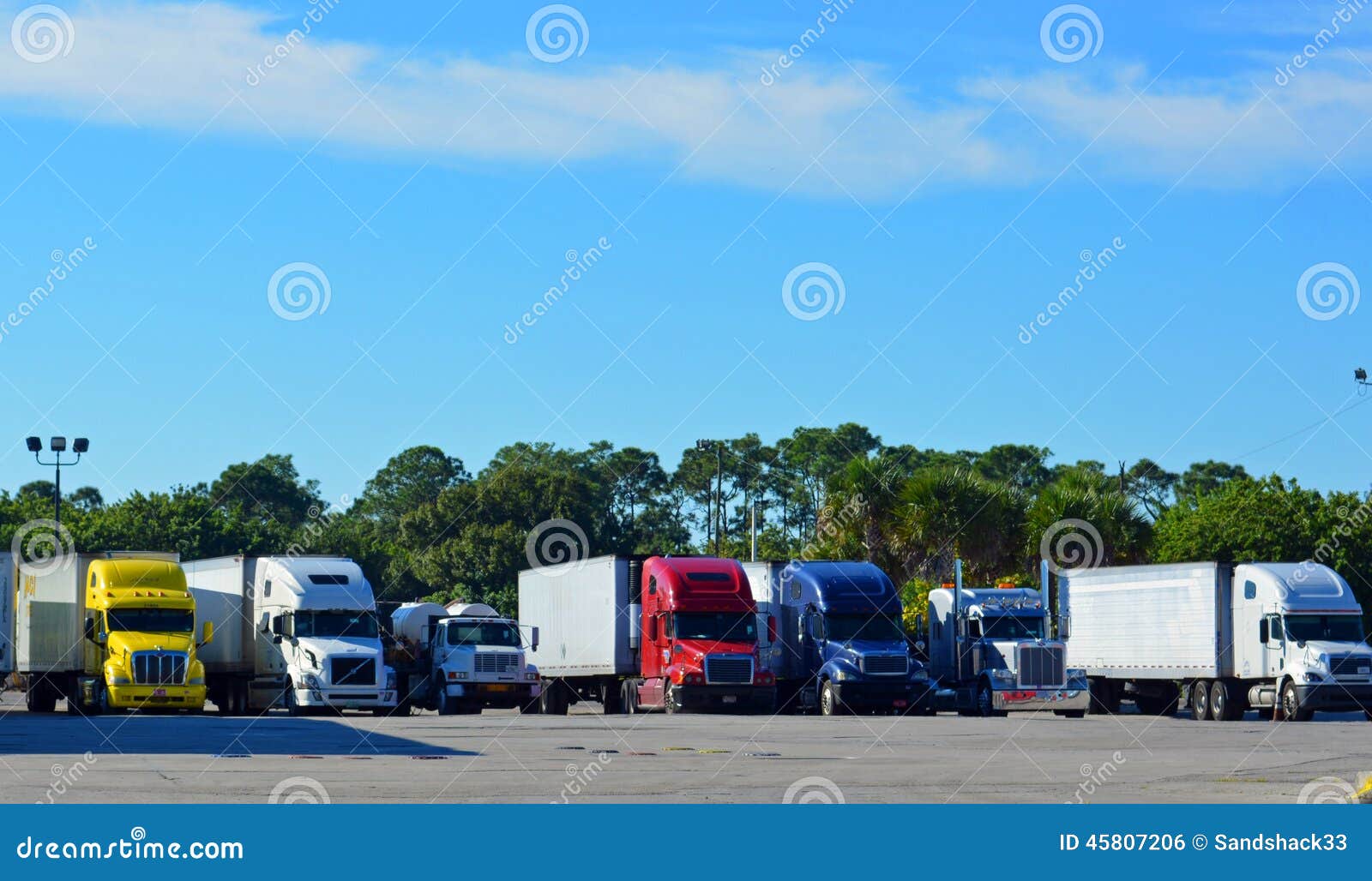 Semi Trucks/Big Rigs editorial photo. Image of freight - 45807206