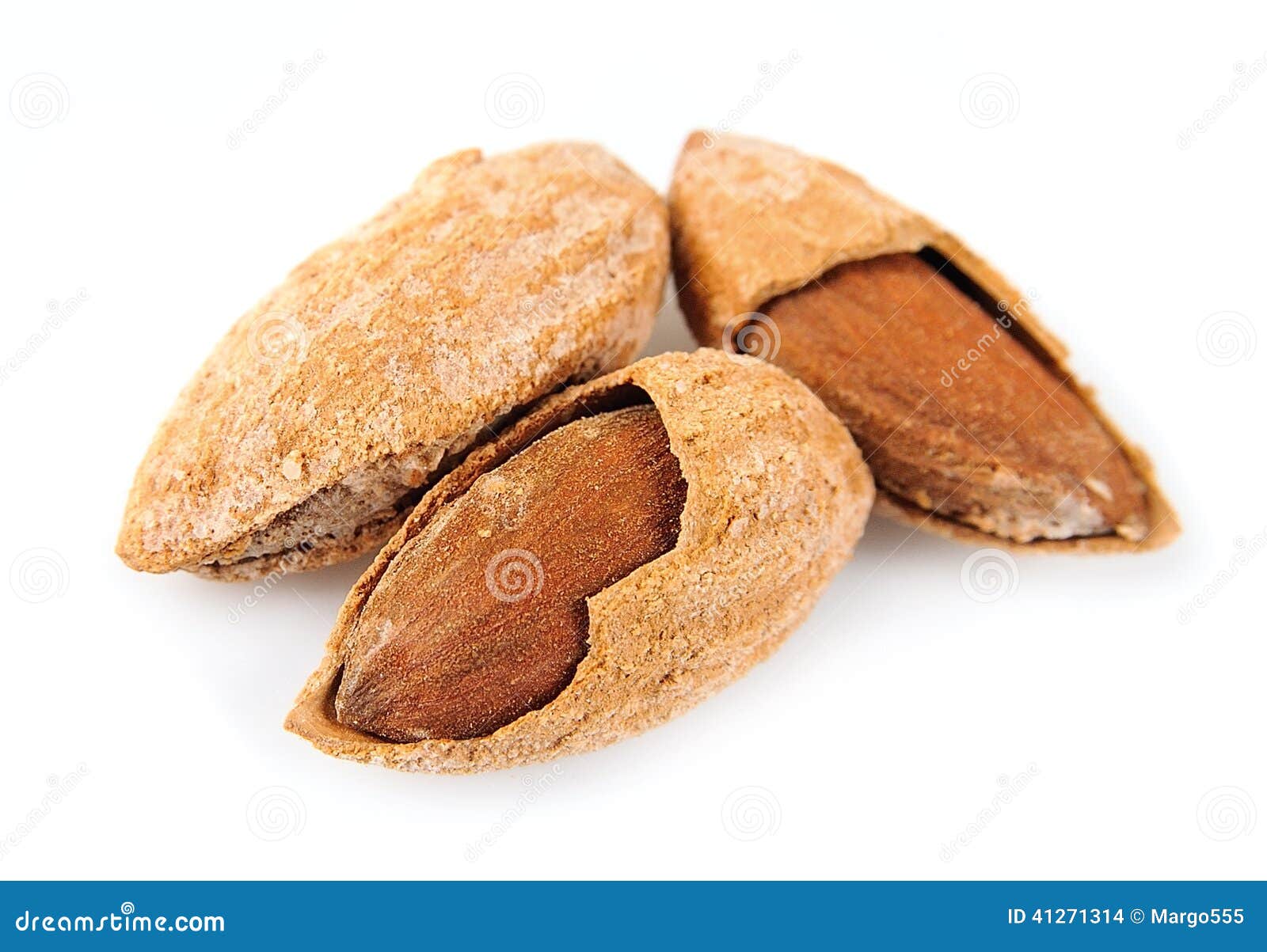 Semilla De Las Almendras Nuts En Blanco Foto de archivo - Imagen de ...