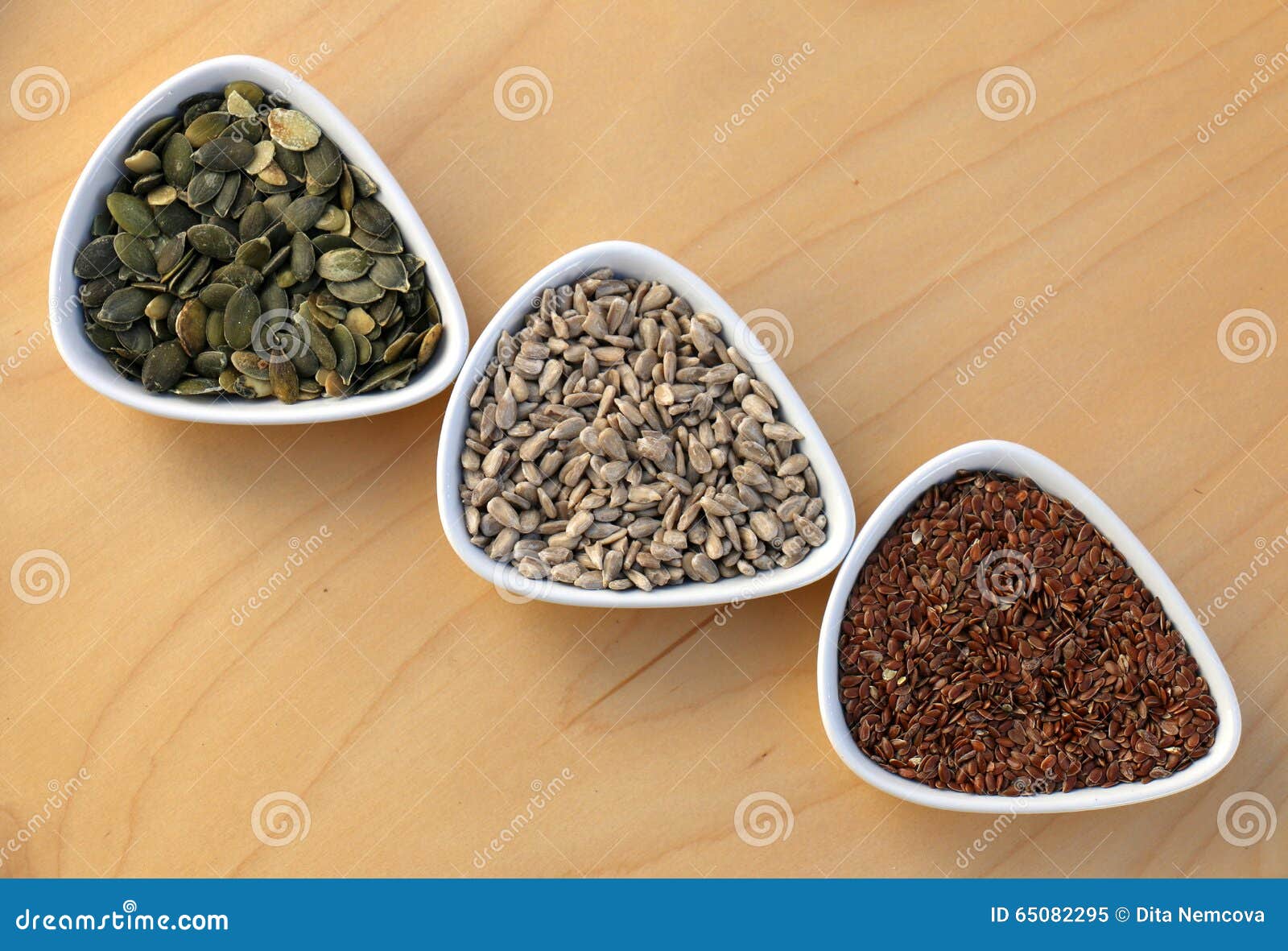 Semillas comestibles imagen de archivo. Imagen de delgado - 65082295