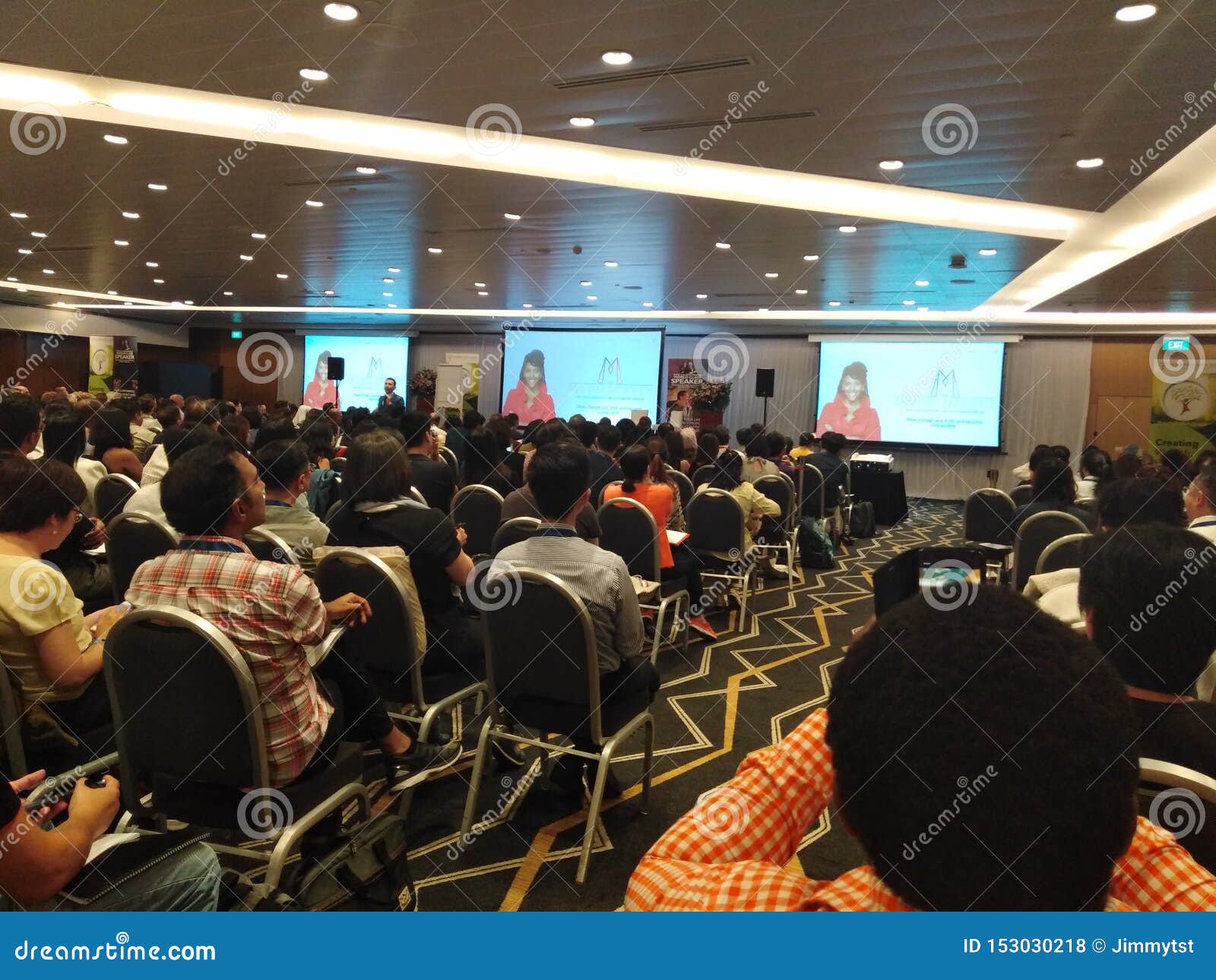 393 Crowded Convention Hall Stock Photos - Free & Royalty-Free Stock ...