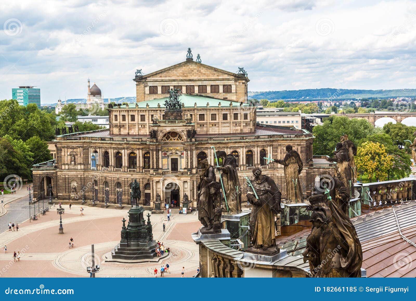 Semper Opera House in Dresden Editorial Image - Image of church, house ...