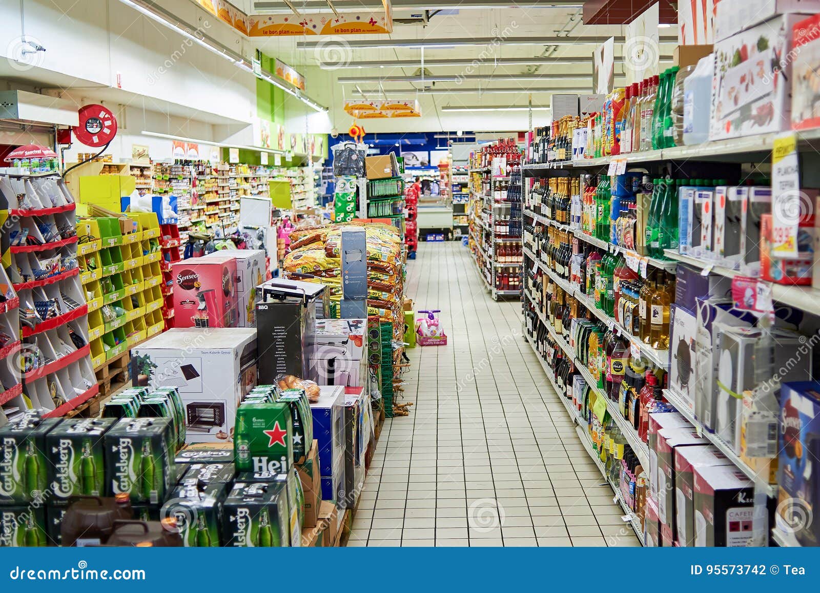 Semplicemente Interno Del Supermercato Del Mercato Fotografia ...