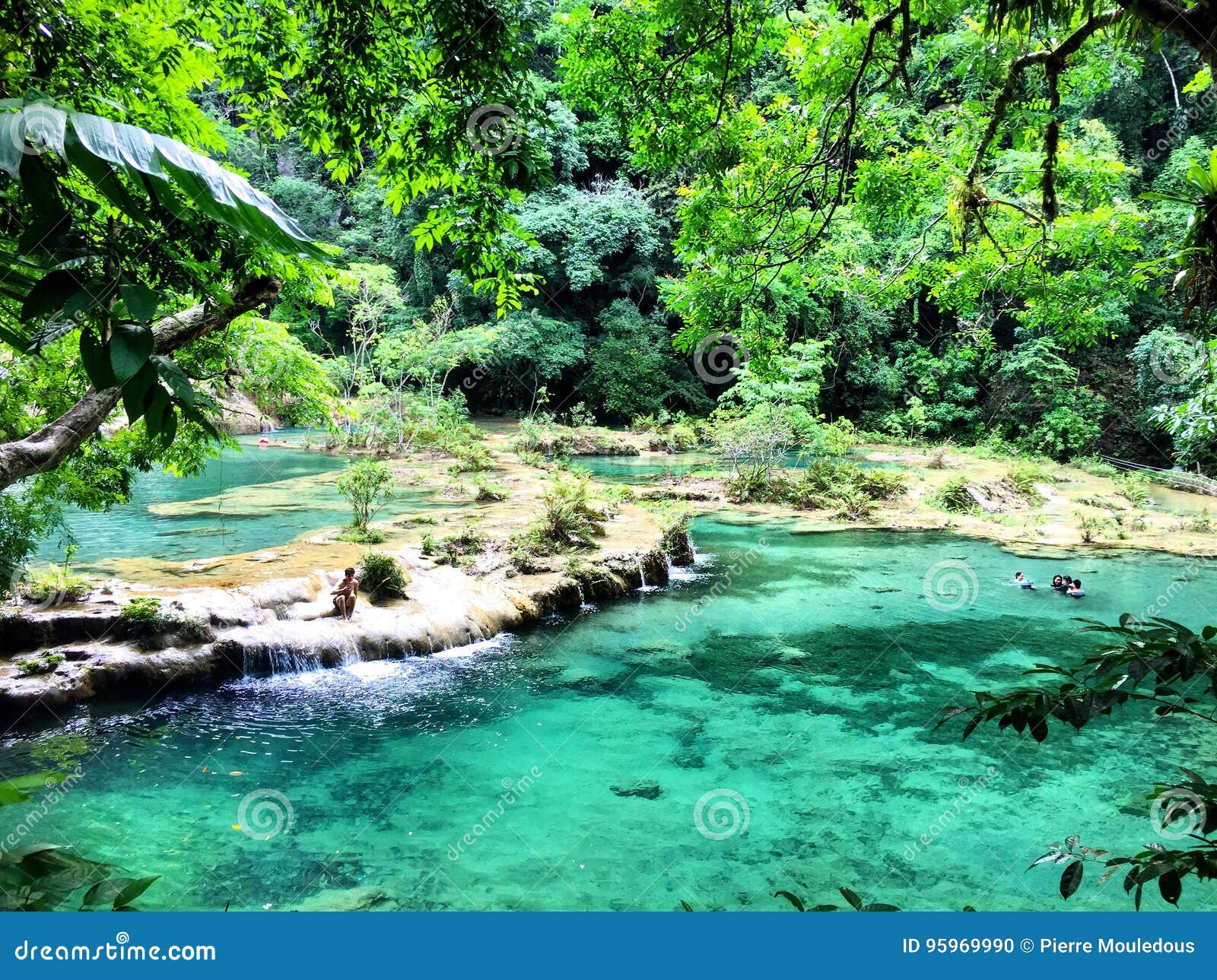 Semuc Champey, Guatemala foto de stock. Imagem de paisagem - 95969990