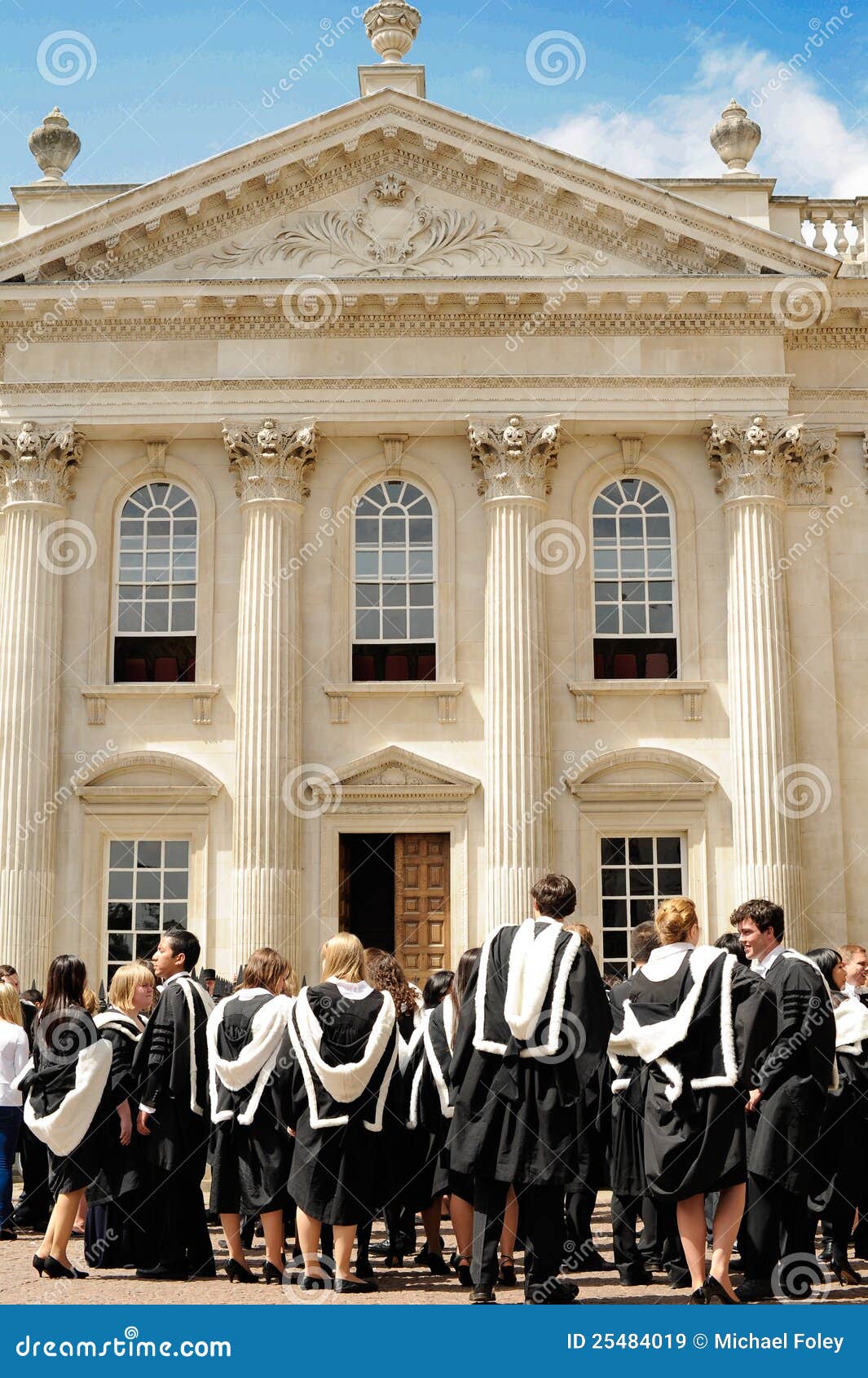 Senate House editorial stock image. Image of graduate - 25484019