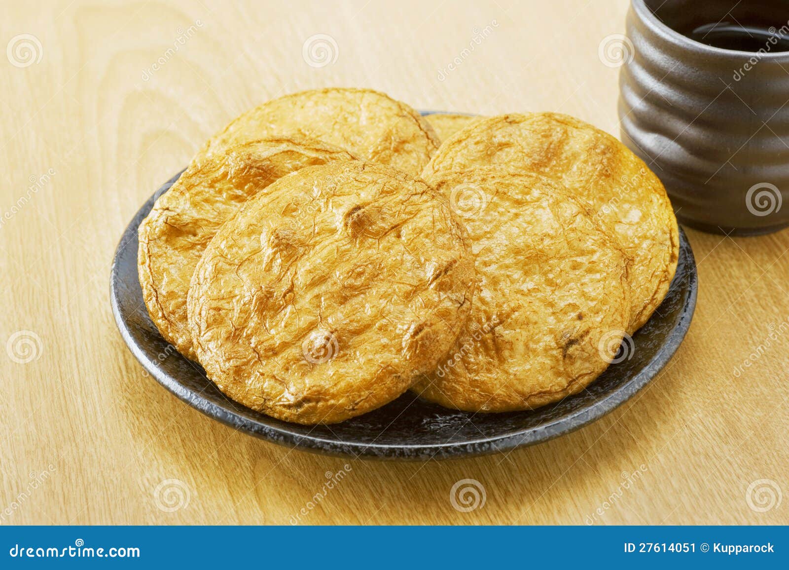 Senbei and green tea stock image. Image of green, flat - 27614051