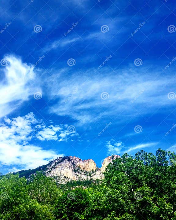 Seneca Rocks stock photo. Image of rocks, mountain, earth - 76703874