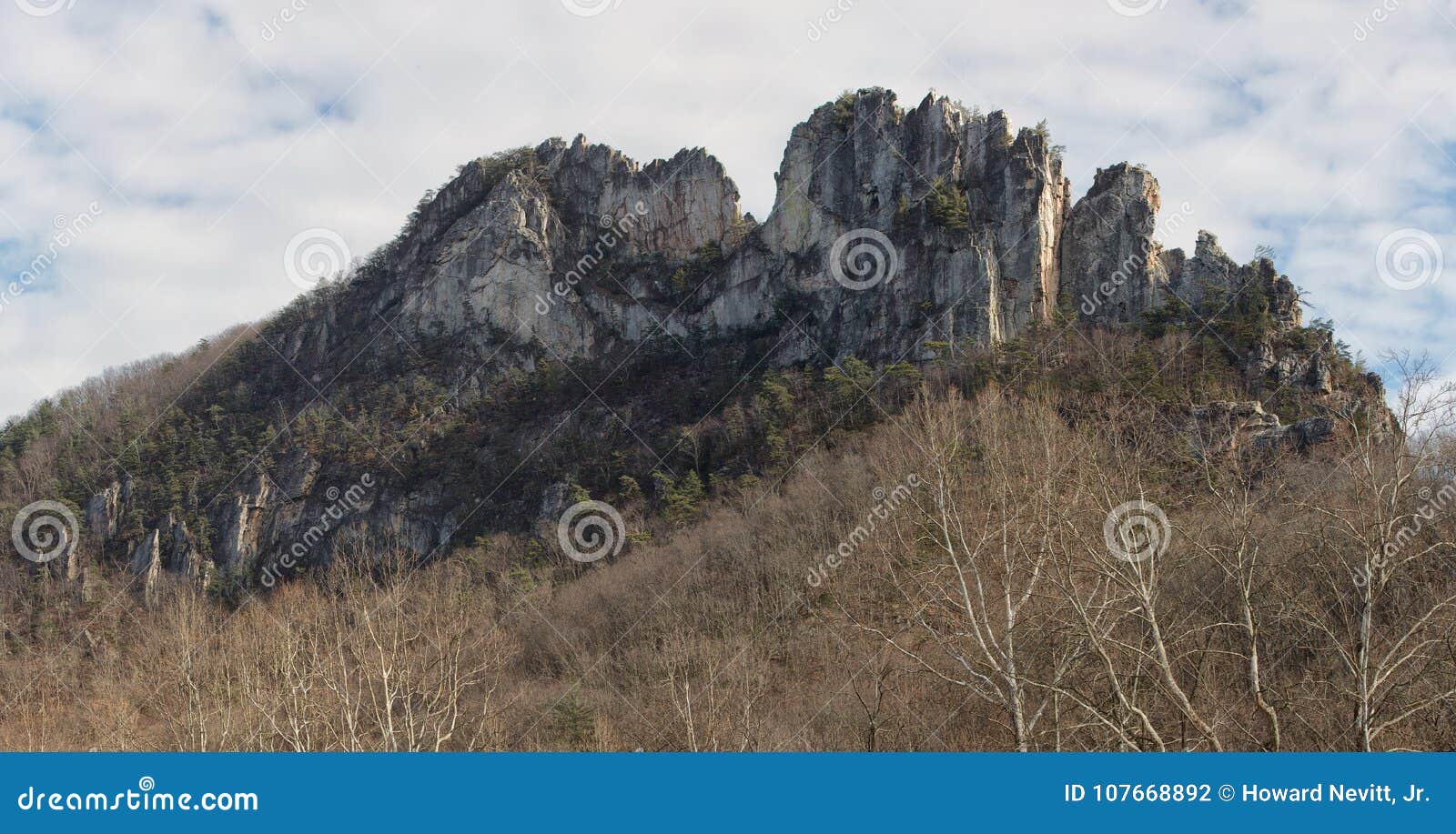 Seneca Rocks State Park in Virginia Occidentale Fotografia Stock ...