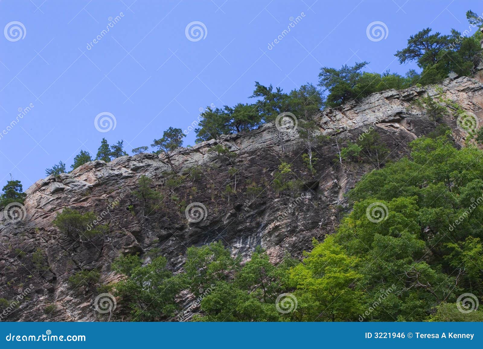 Seneca - Rocky Mountain Ridge Stock Photo - Image of appalachian, cliff ...