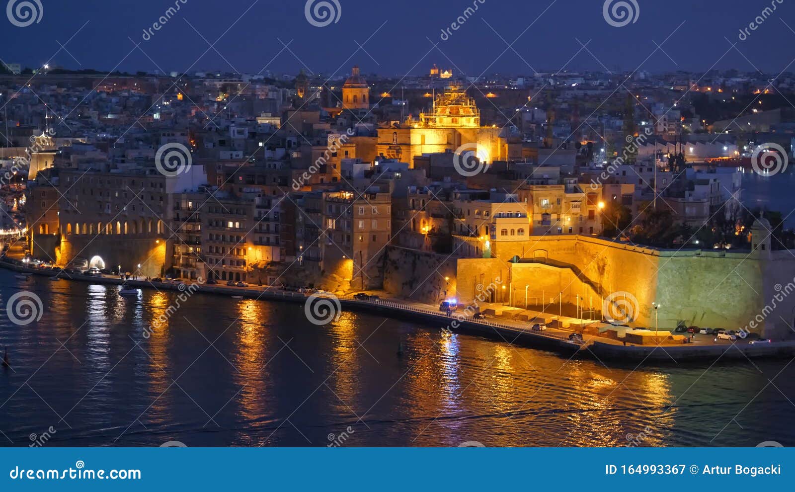 Senglea Town at Night in Malta Stock Video - Video of houses, skyline ...