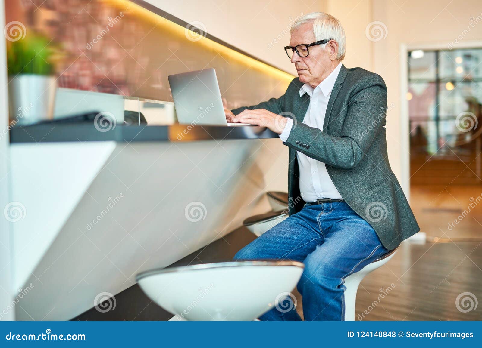 Senior Businessman Using Laptop in Bar Stock Photo - Image of device ... Senior Businessman Using Laptop in Bar Stock Photo - Image of device ...