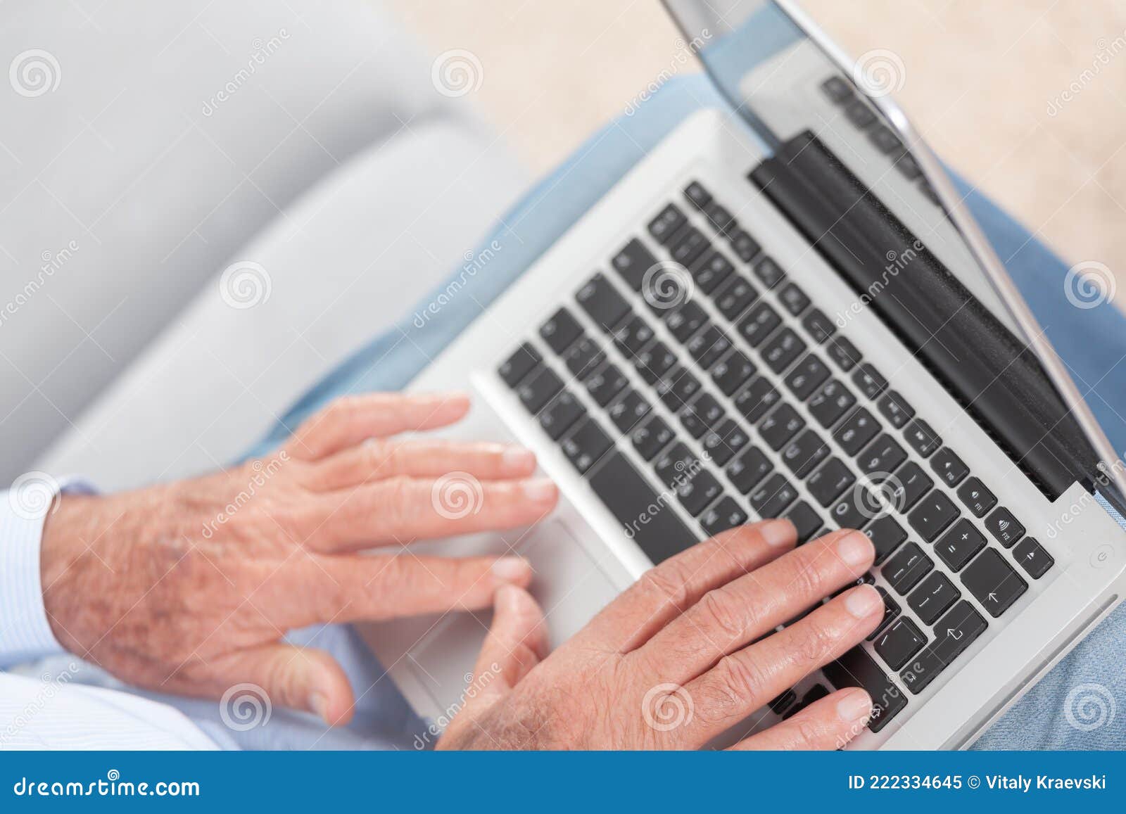 Senior Hands Typing on Laptop Stock Image - Image of computer, elderly ...