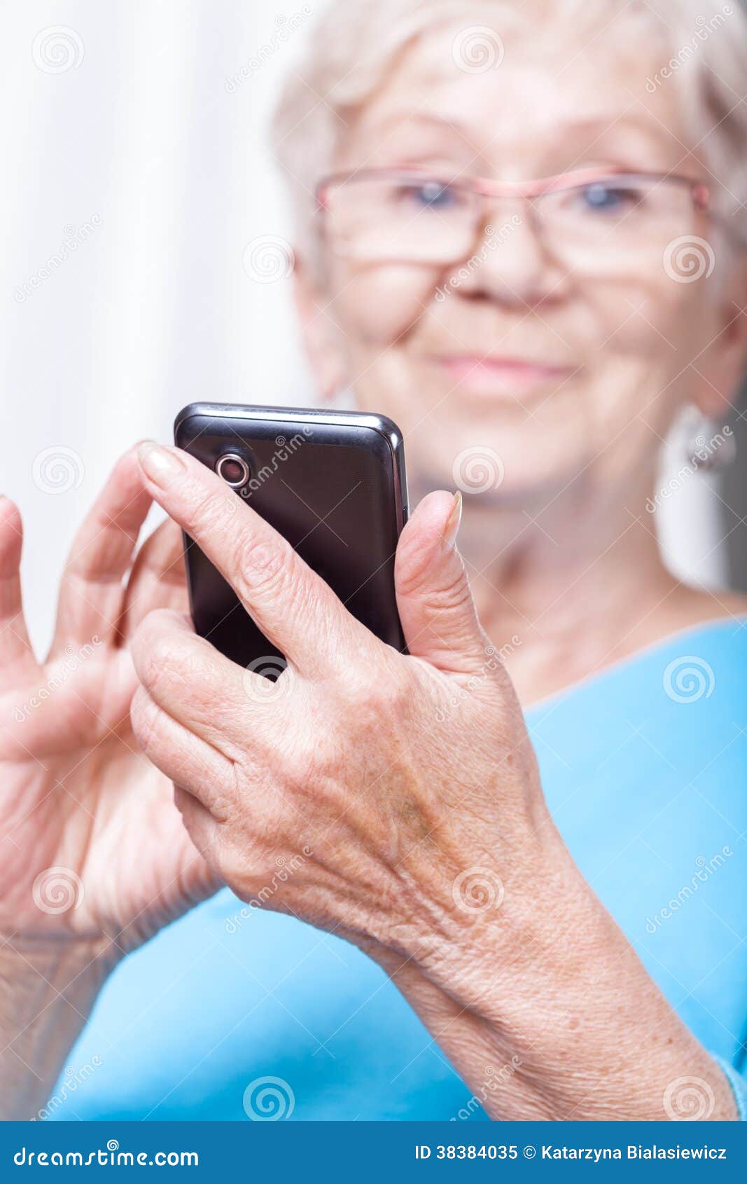 Senior Lady Using Cellular Phone Application Stock Image - Image of ...
