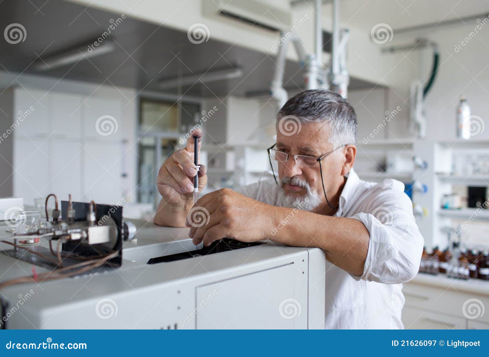 Senior Male Researcher in a Lab Stock Image - Image of chemistry ...