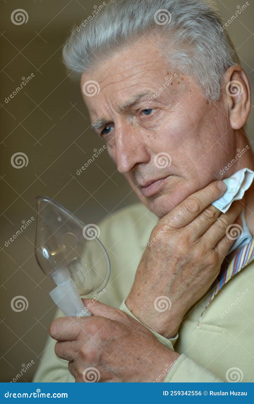 Senior Man Using a Nebulizer Makes Inhalation Stock Photo - Image of ...