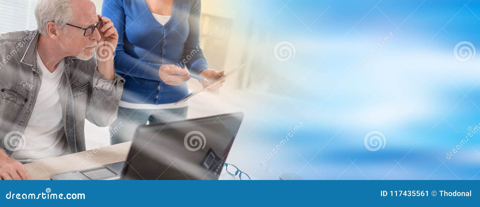Senior Manager Working with Executive Assistant Stock Image - Image of ...