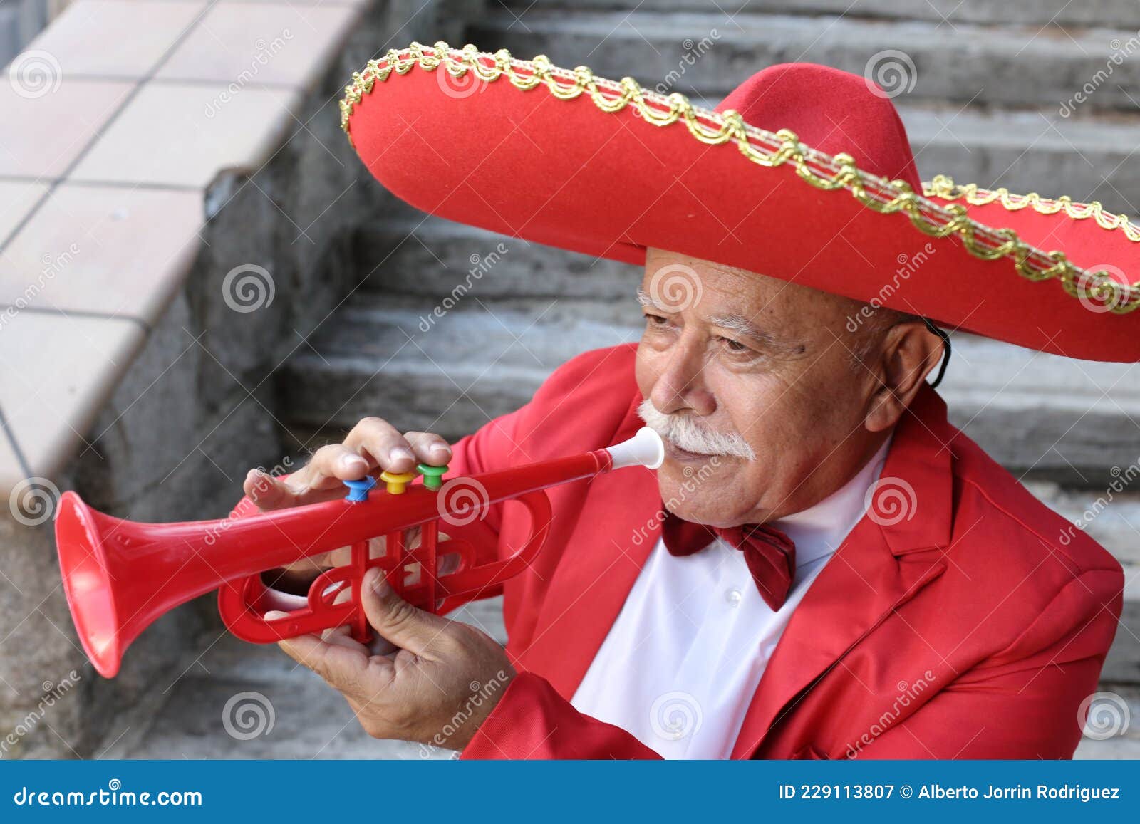 Senior Mariachi Playing the Trumpet Stock Image - Image of hispanic ...
