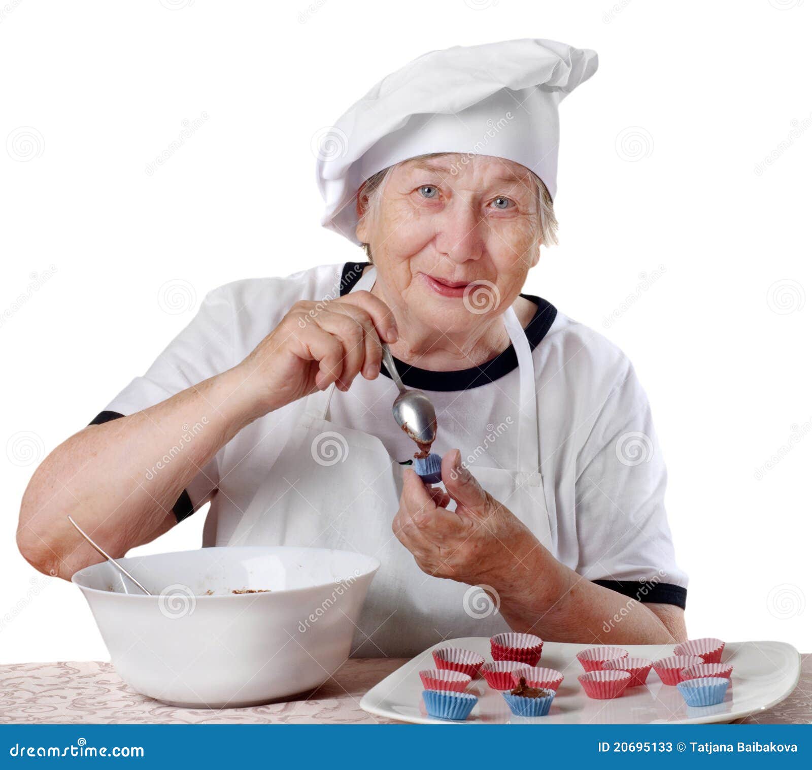 Senior woman cook stock image. Image of plate, buttercream - 20695133