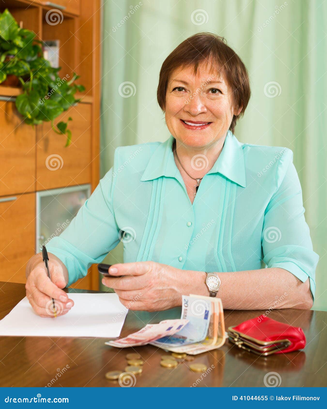 Senior woman with money stock image. Image of money, euro - 41044655