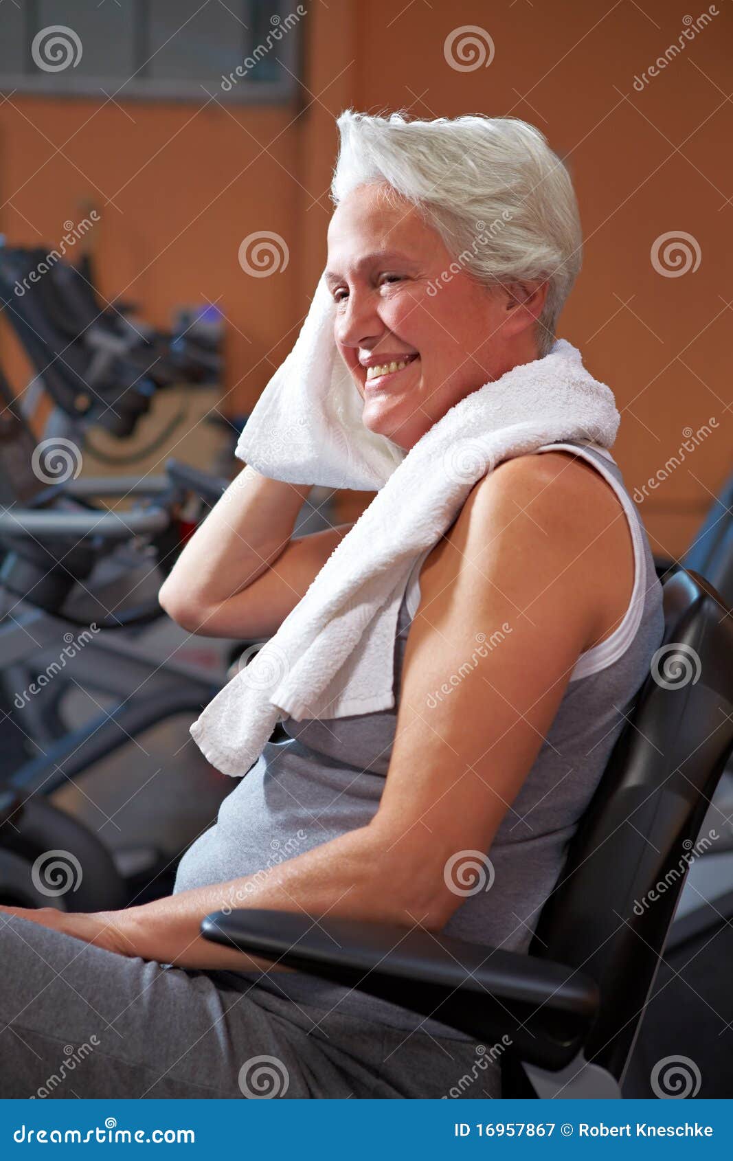 Senior Woman Sweating in Gym Stock Image - Image of retired, folds ...