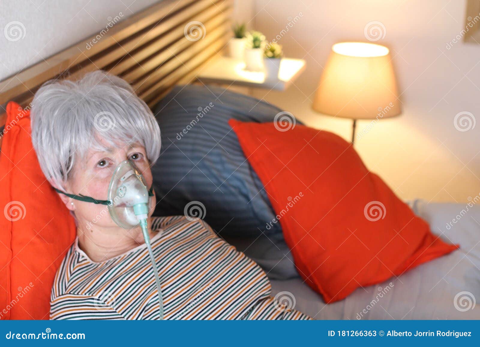 Senior Woman Using Oxygen Mask Stock Image - Image of headgear, home ...