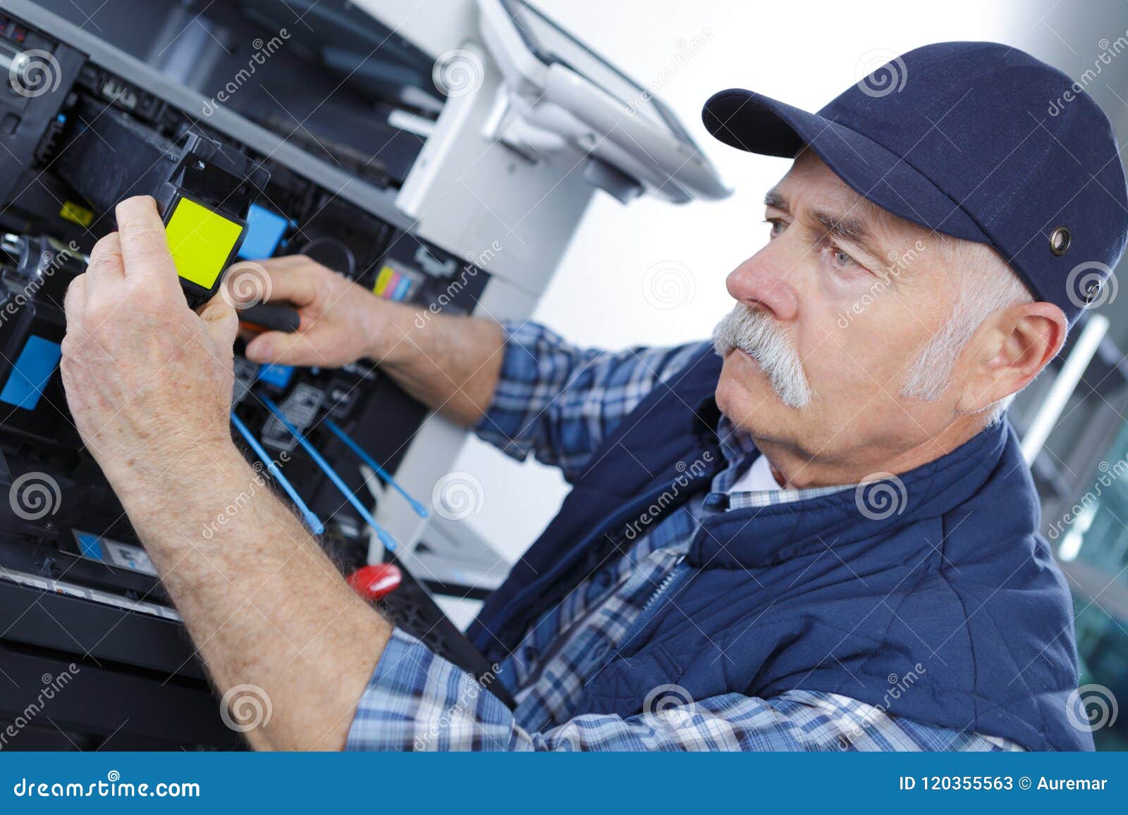 Worker Repair Asphalt Covering While Laying Asphalt New Road Surface ...