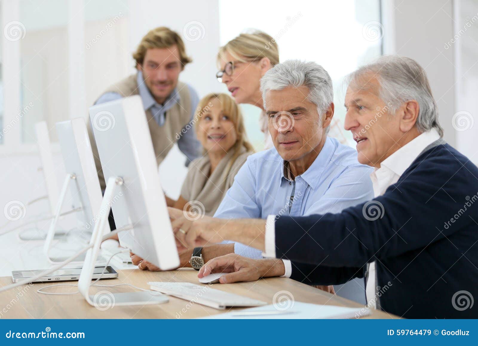 Computer Lessons For Seniors